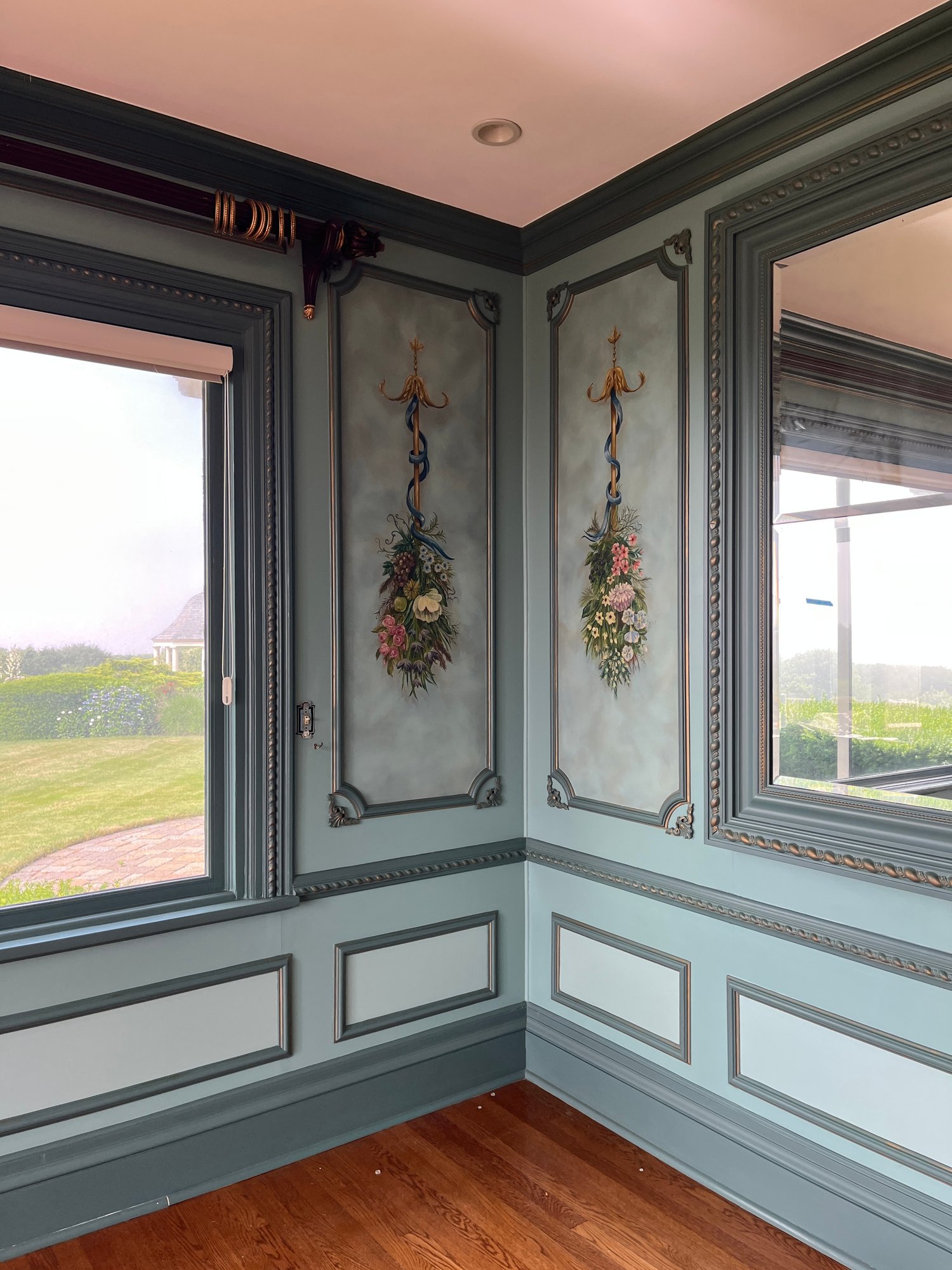 A Complete Room Of Ornate Millwork - Trim - Crown - Mirror - Etc ...