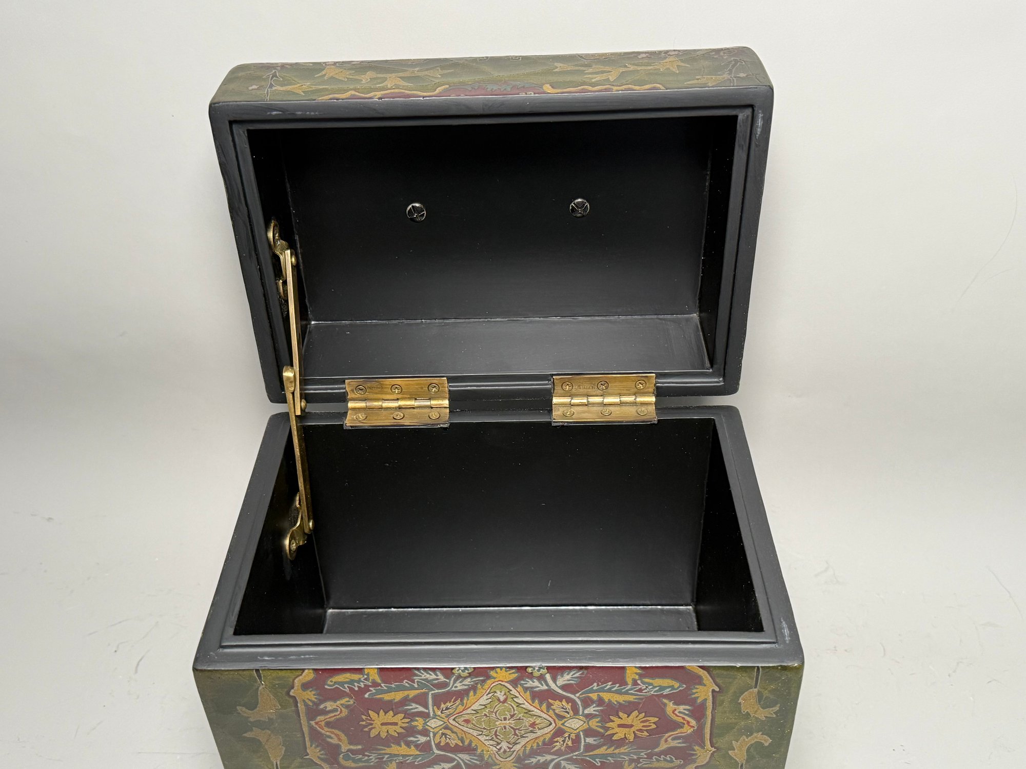 Beautiful Castilian Imports Hand-Decorated Box #40873077 | Auctionninja.com