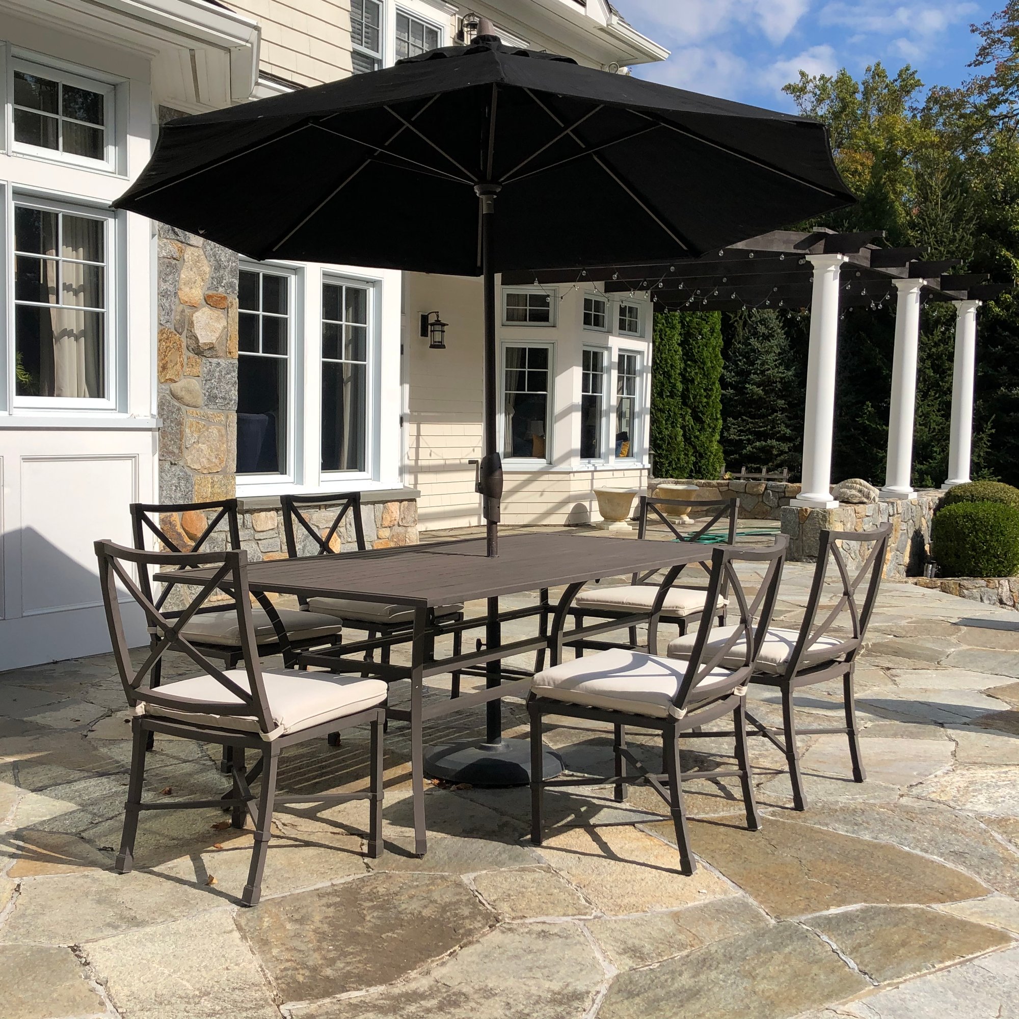 Incredible Aluminum Patio Set With Six (6) Arm Chairs & Cushions With ...