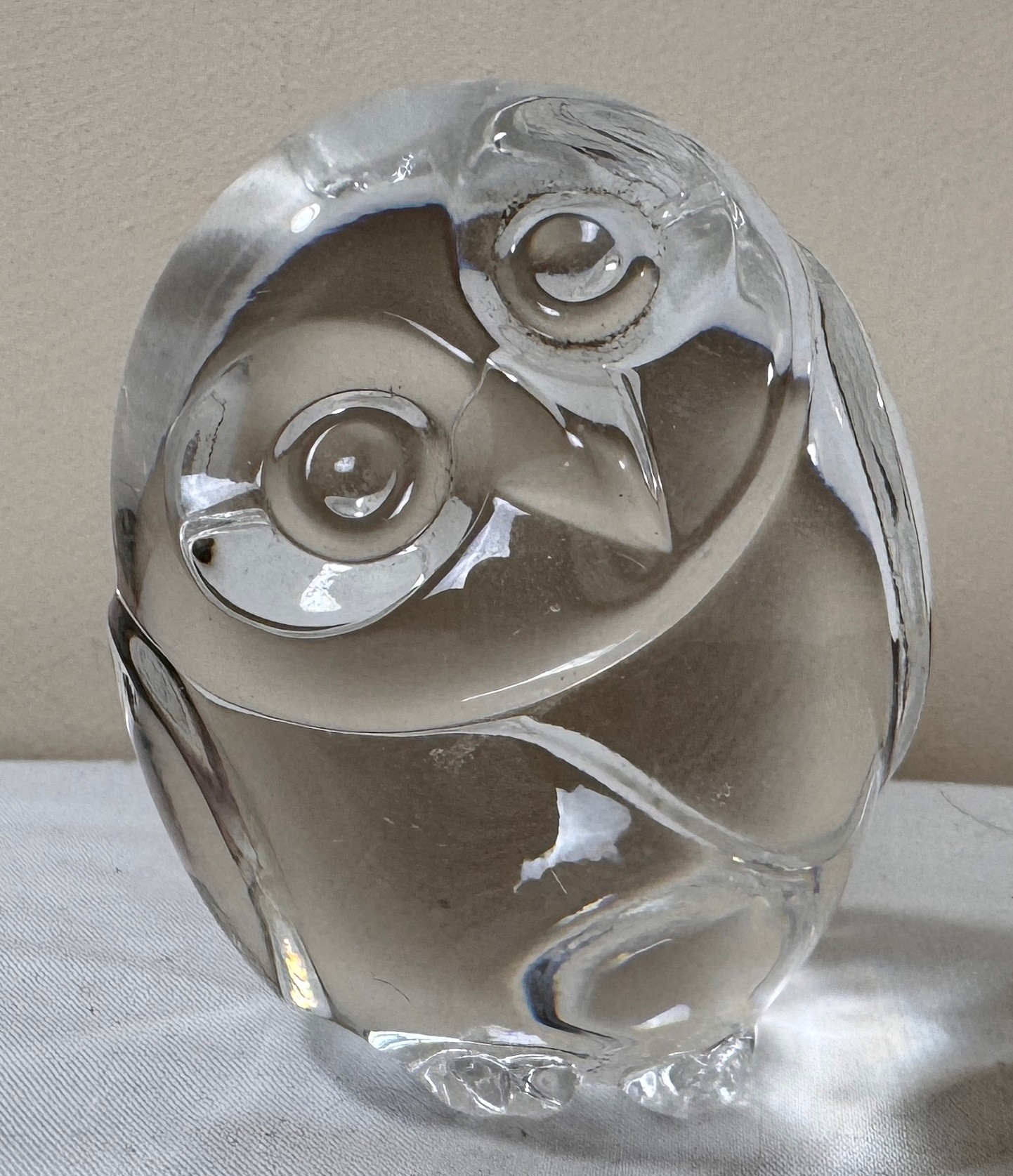 Signed Steuben Crystal Owl #2231215 | Auctionninja.com