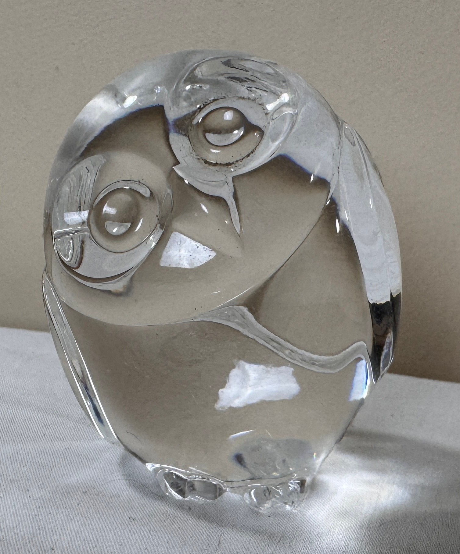 Signed Steuben Crystal Owl #2231215 | Auctionninja.com
