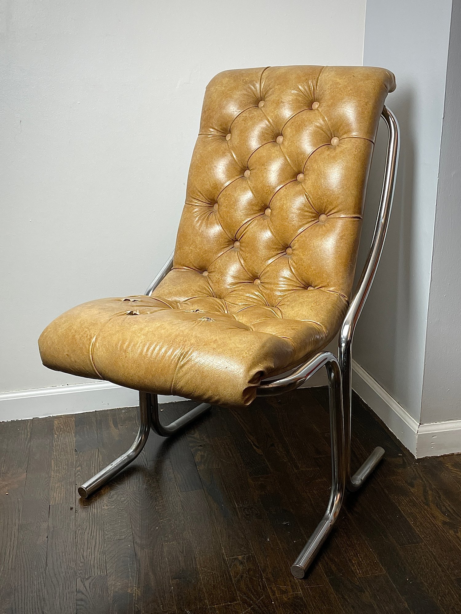 MCM Daystrom Cantilever Tufted Vinyl & Chrome Chair #2057014 ...