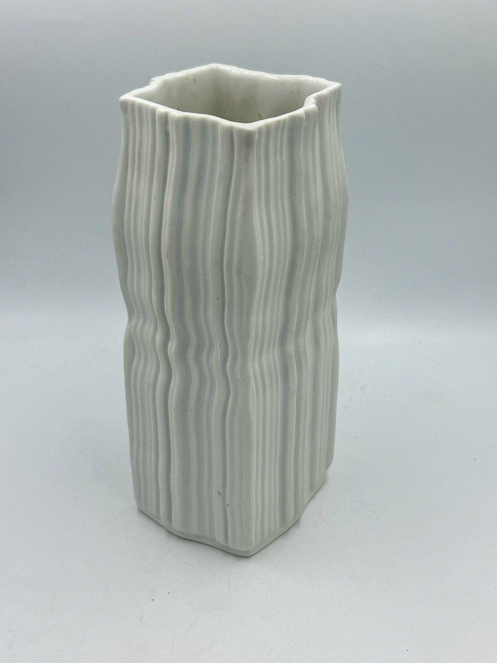 ISRAELI ART POTTERY VASE #2248069 | Auctionninja.com