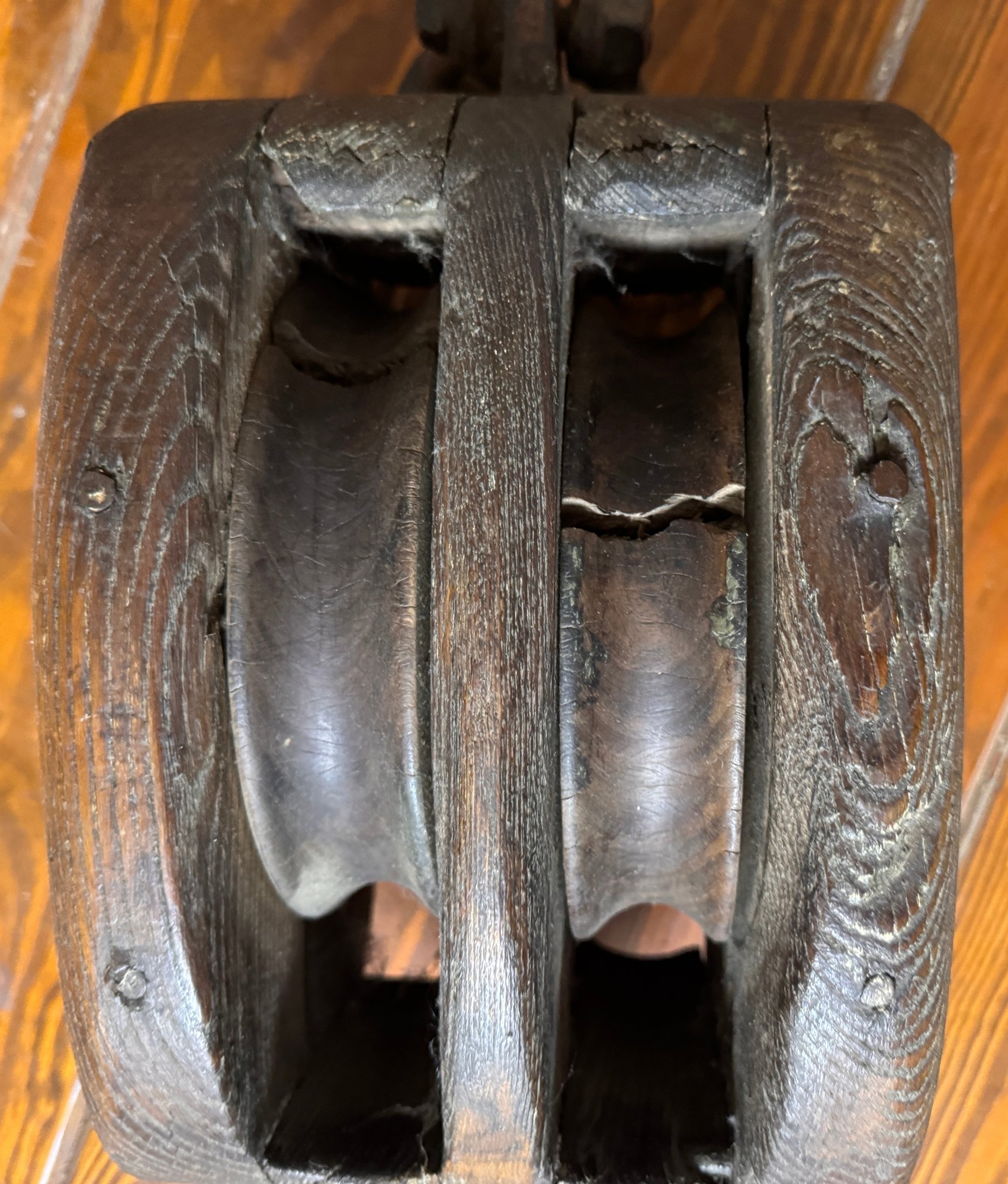 Antique Double Block Pulley #2231317 | Auctionninja.com