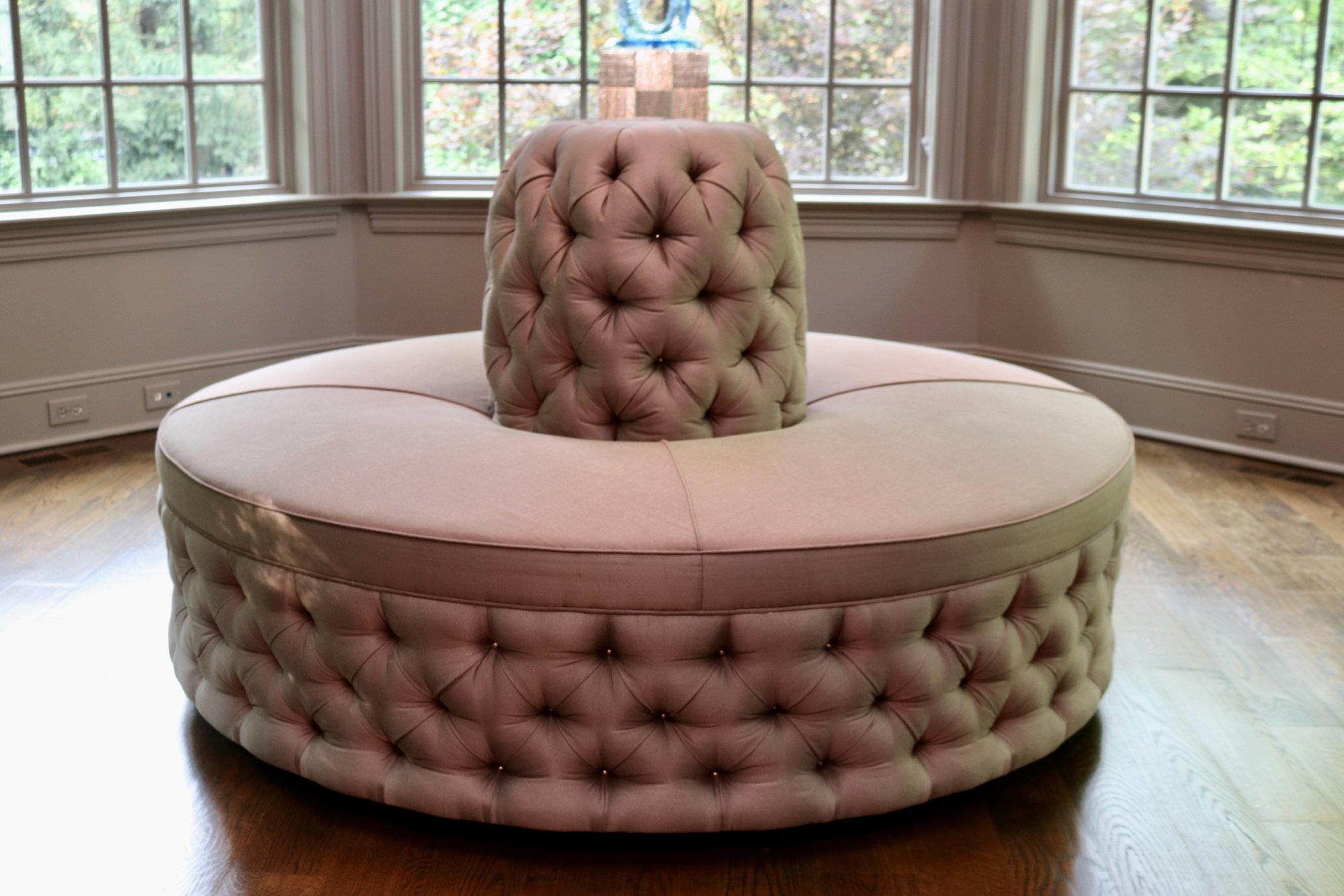 Tufted Round Banquette With Silver Ball Buttons Piping And 4 Small ...
