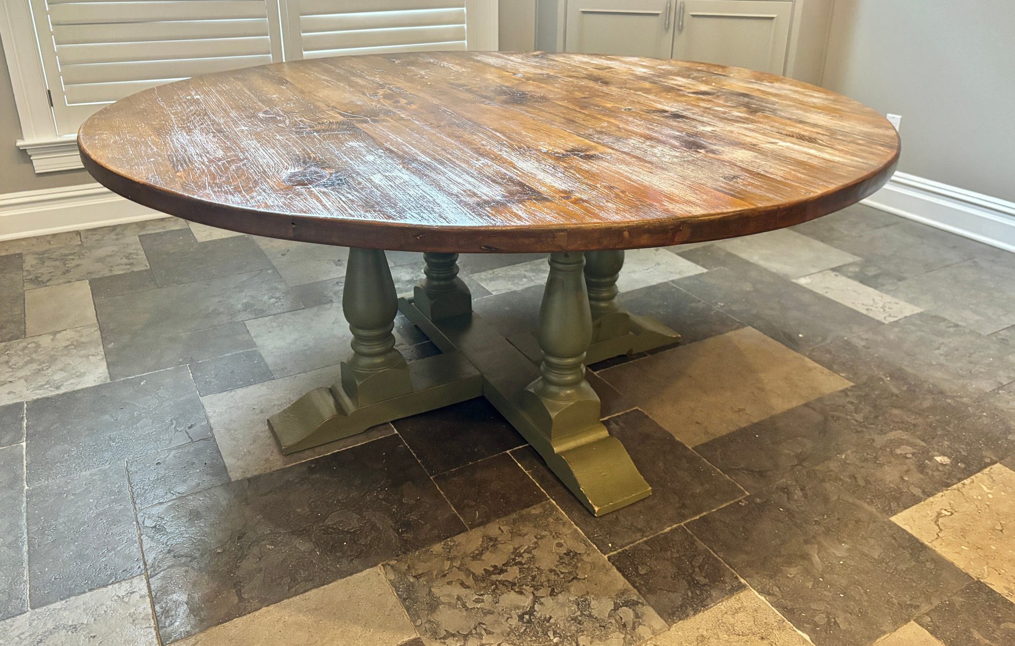 Grand French Country 72" Round Pine Dining Table #2141143 | Auctionninja.com