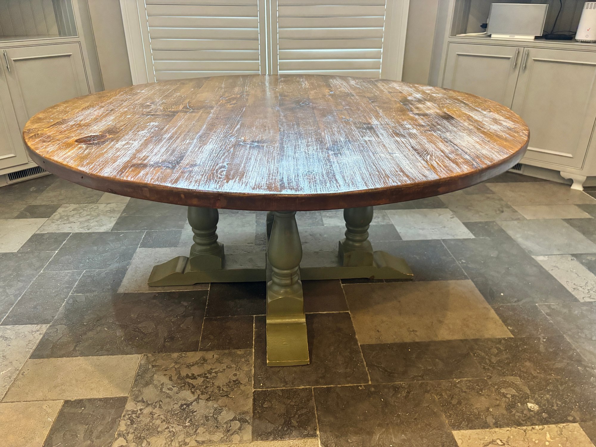 Grand French Country 72" Round Pine Dining Table #2141143 | Auctionninja.com