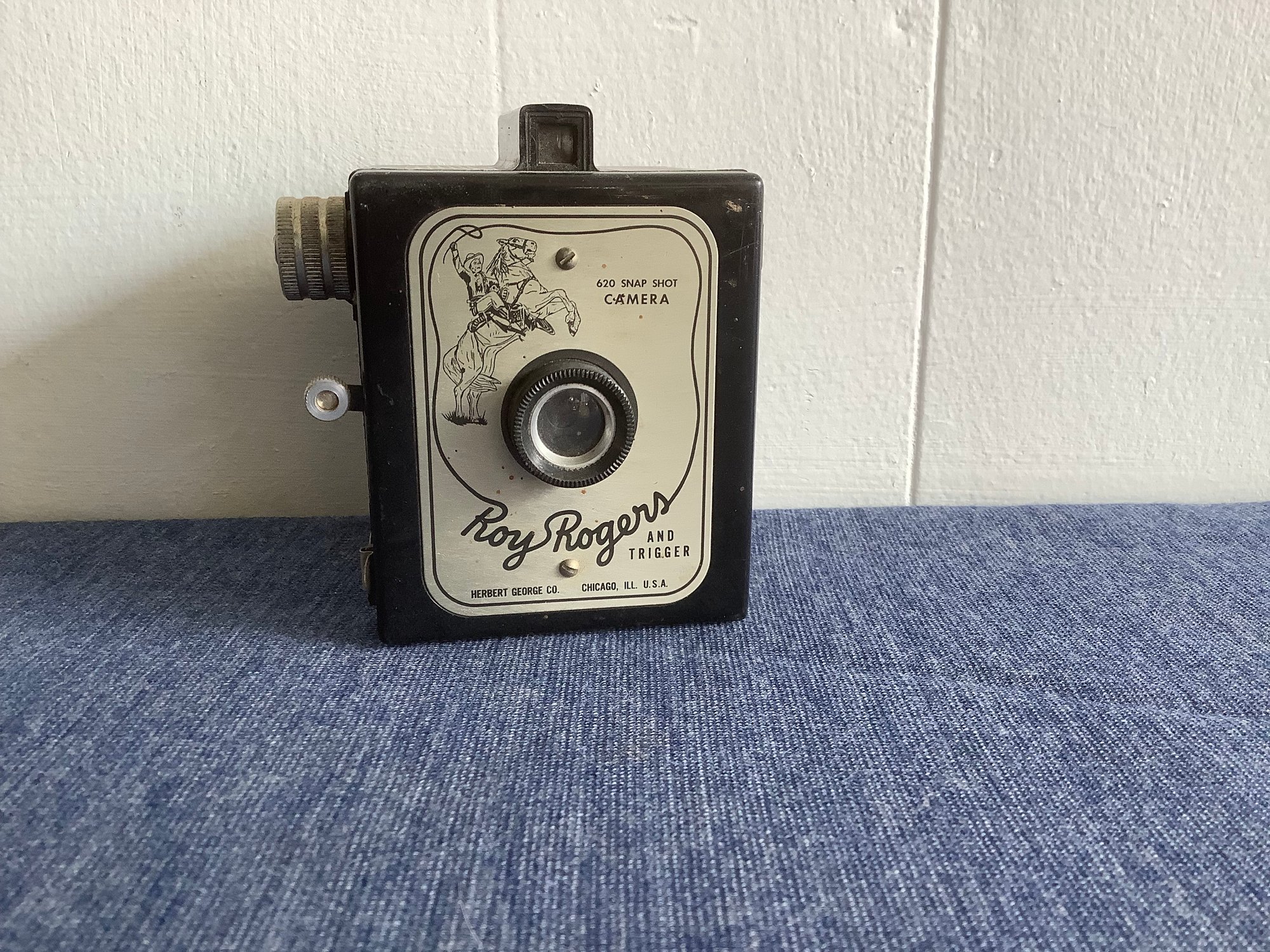 Roy Rogers And Trigger 620 Snap Shot Camera #1481321 | Auctionninja.com