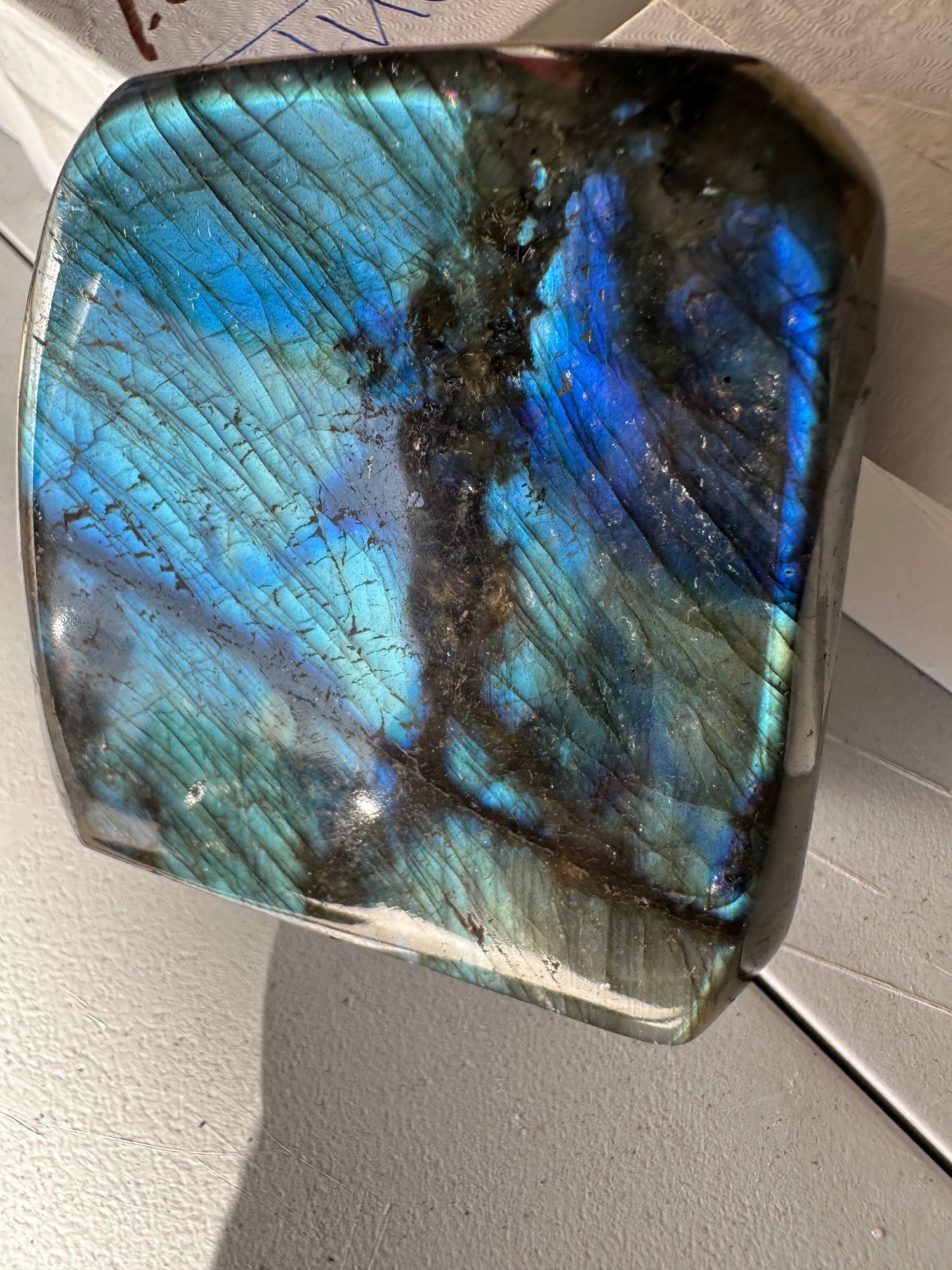 , Labradorite , Gem Stone, One LB #2095313 | Auctionninja.com