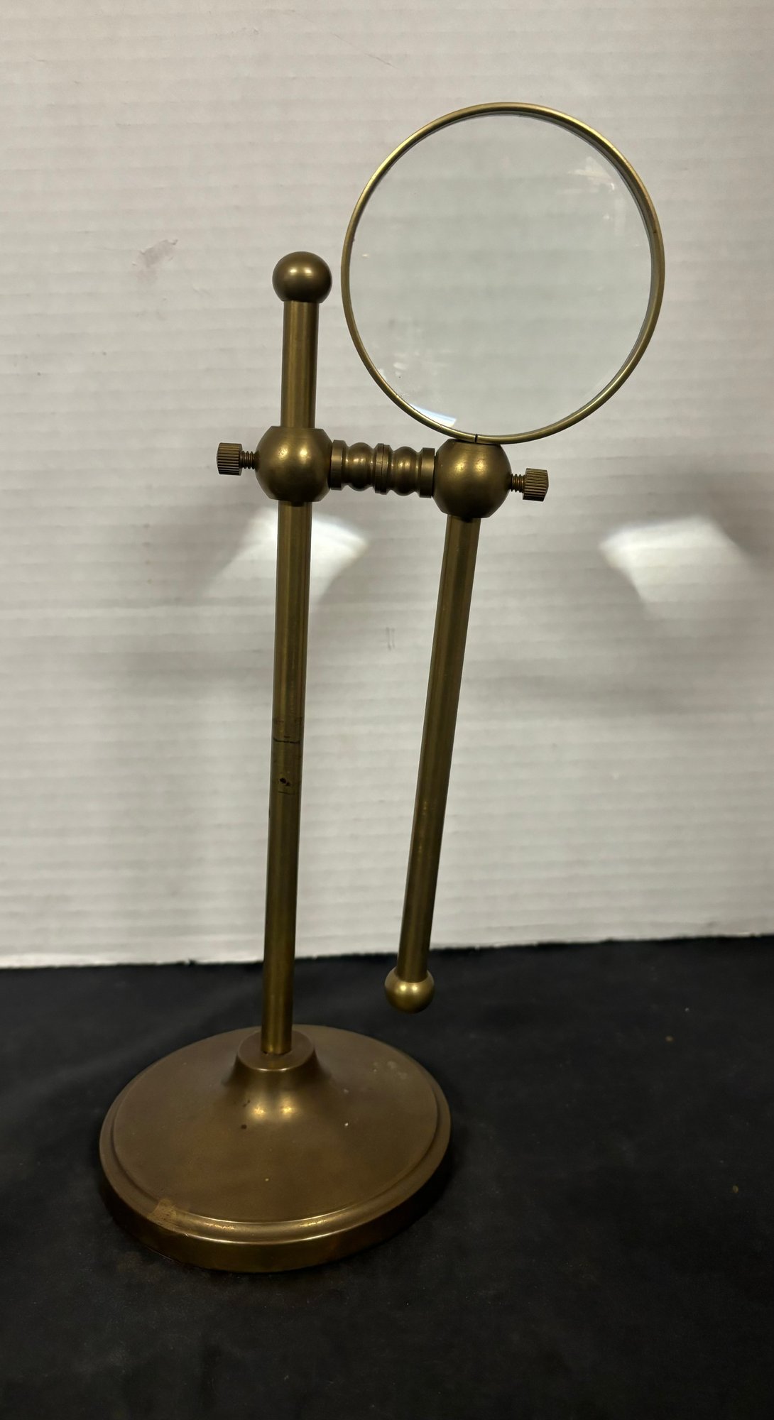 A Rare & Vintage Solid Brass Magnifying Glass On An Adjustable Stand ...