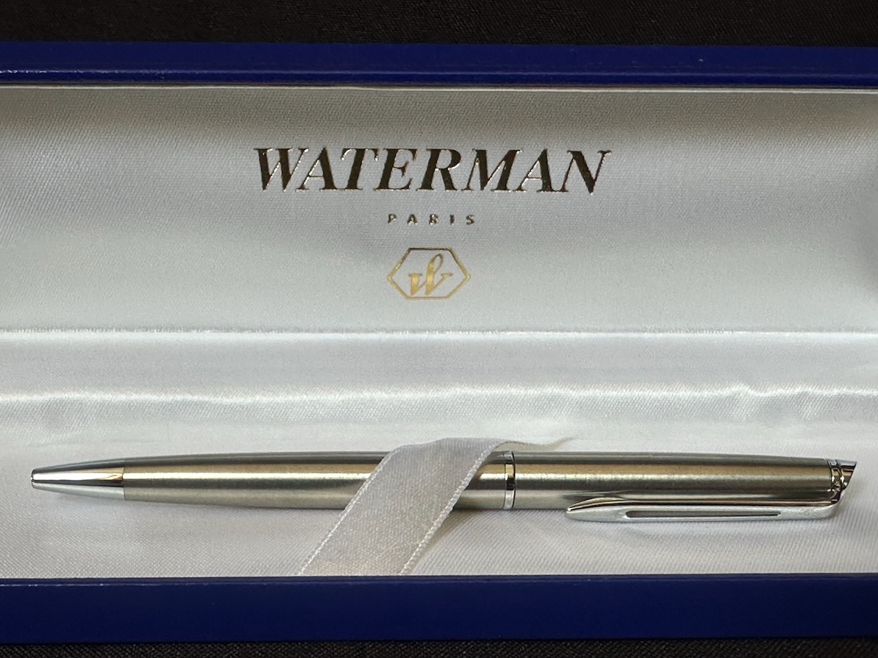 Waterman Paris Pen In Original Case #1933443 | Auctionninja.com