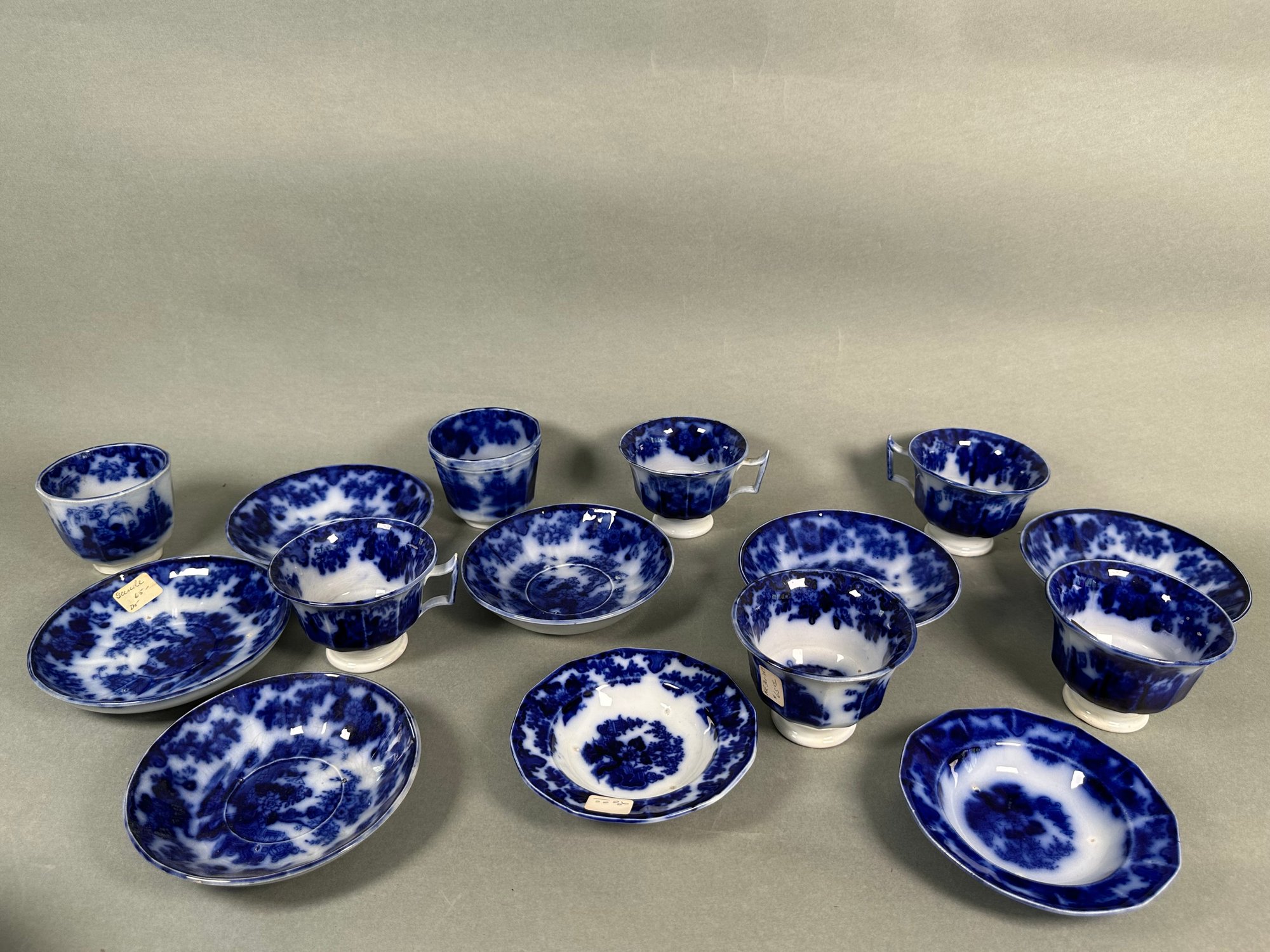 Antique J & G Alcock Scinde Flow Blue Pieces #40804044 | Auctionninja.com