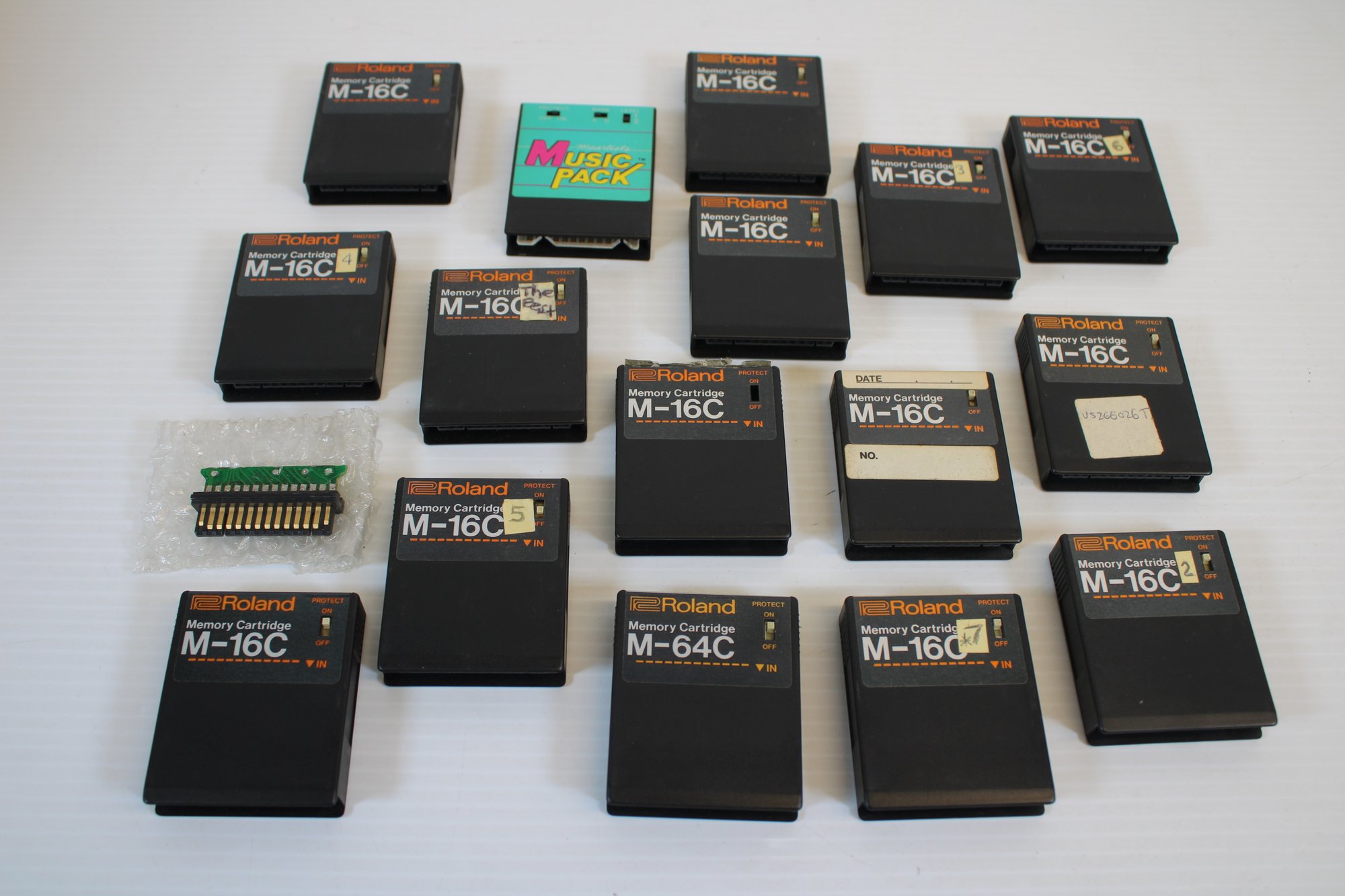 Large Lot Of Roland M-16C Memory Cartridges #1927653 | Auctionninja.com