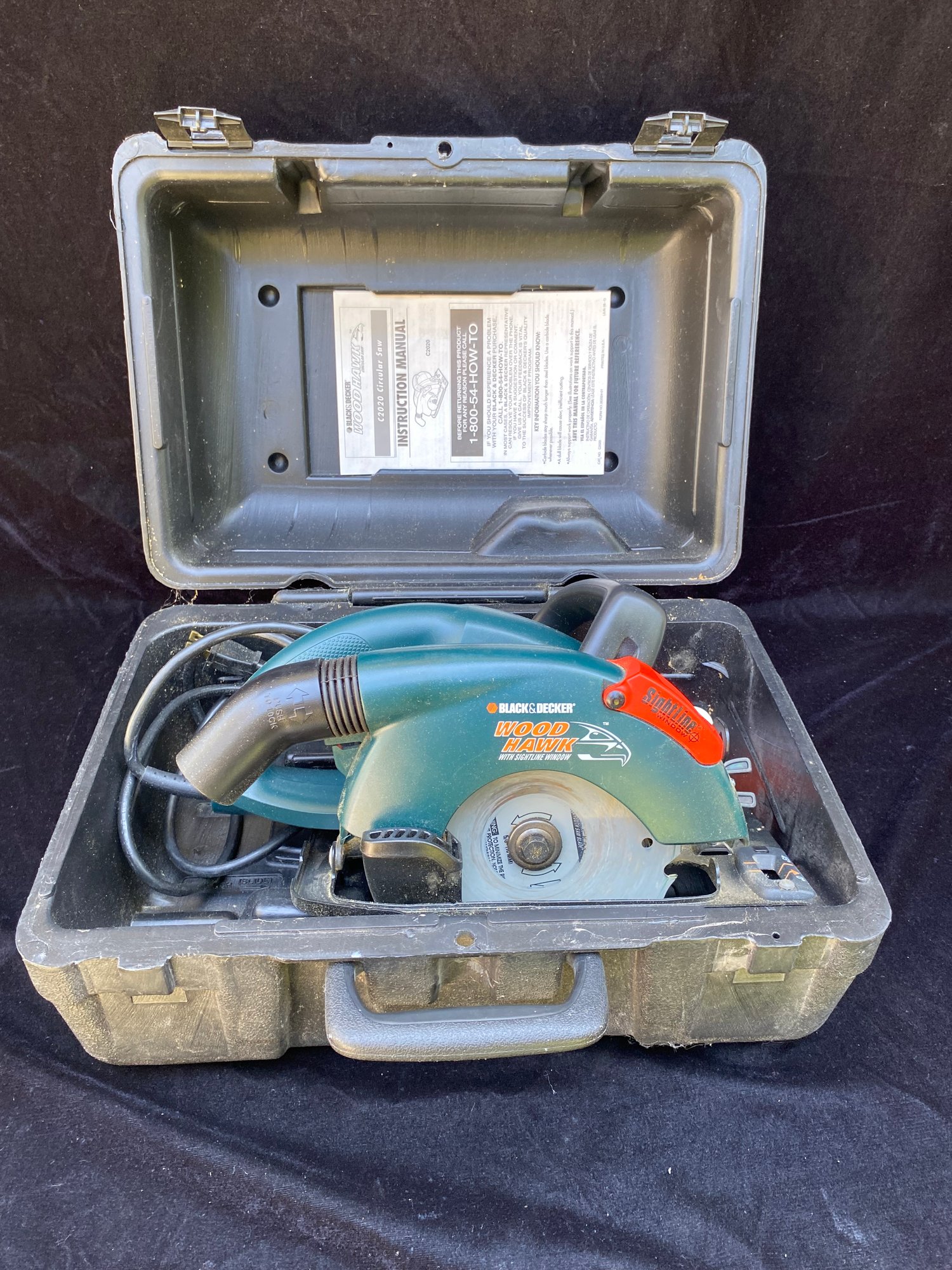 Black 7 Decker Wood Hawk Table Saw #1925258 | Auctionninja.com