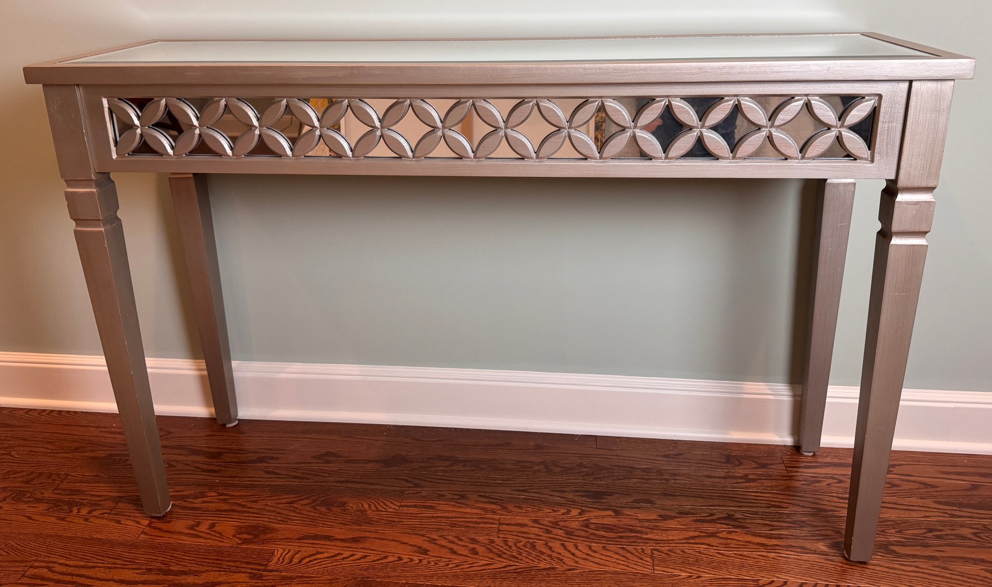 Mirrored Console Table #2181772 | Auctionninja.com