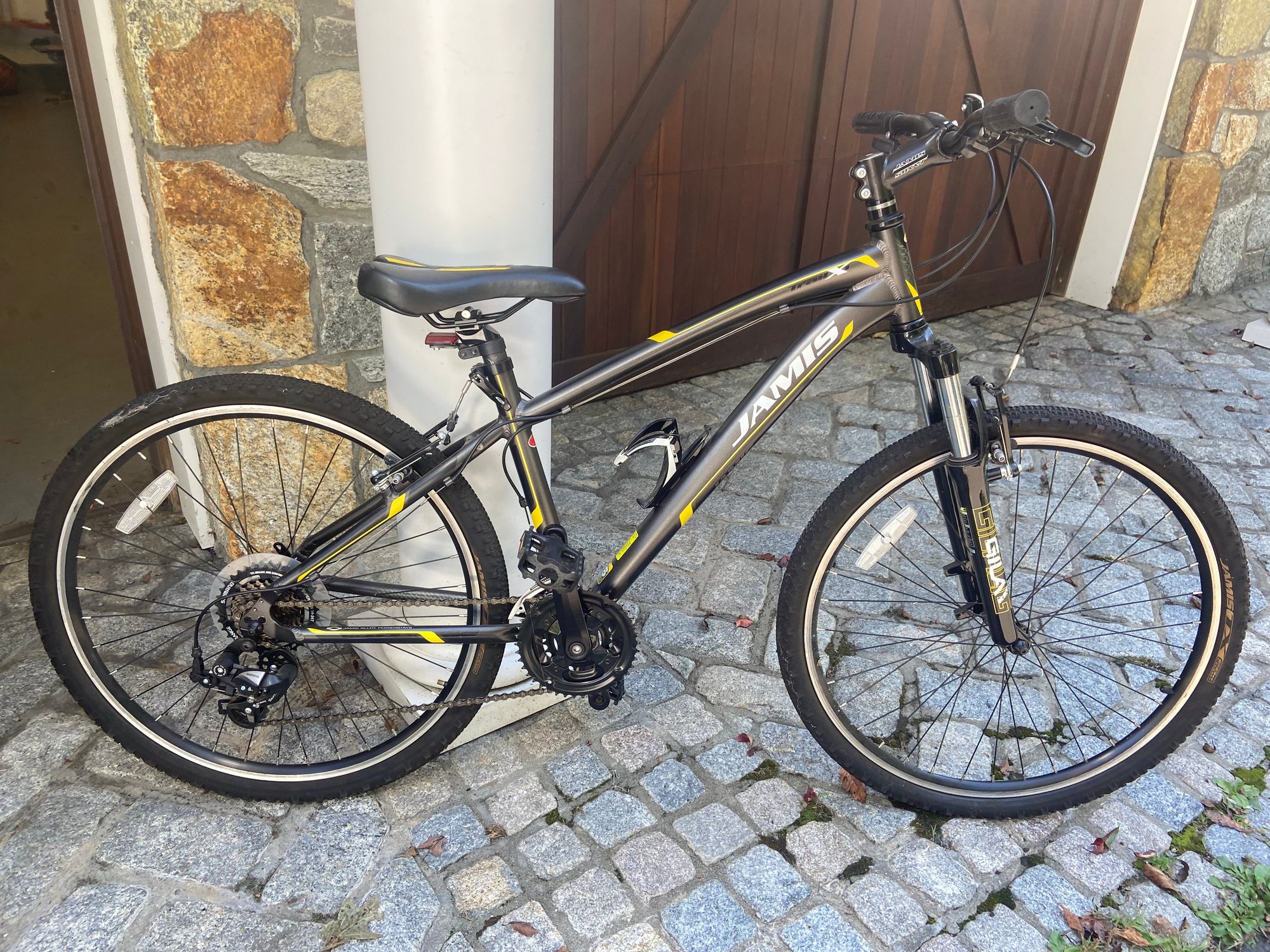 Very Nice JAMIS T6 6061 - TRAIL X - Mountain Bike - Seems To Be In ...