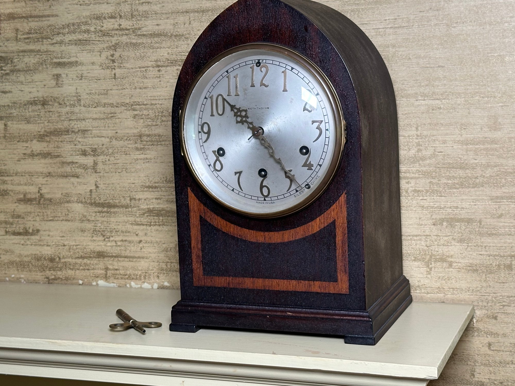 Antique Seth Thomas Beehive Style Mantel Clock With Key #40804052 ...