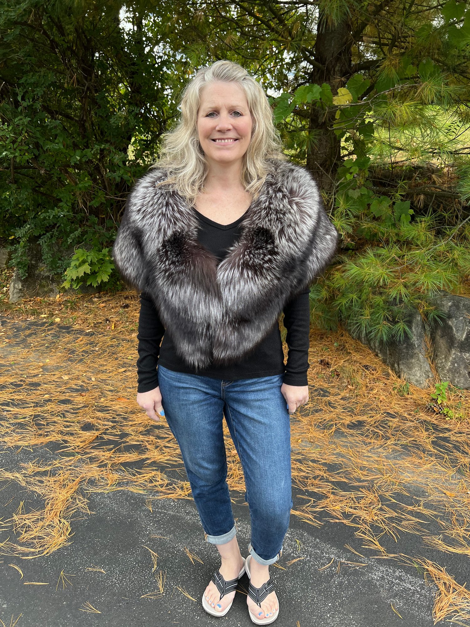Silver Fox Fur Wrap #1982171 | Auctionninja.com