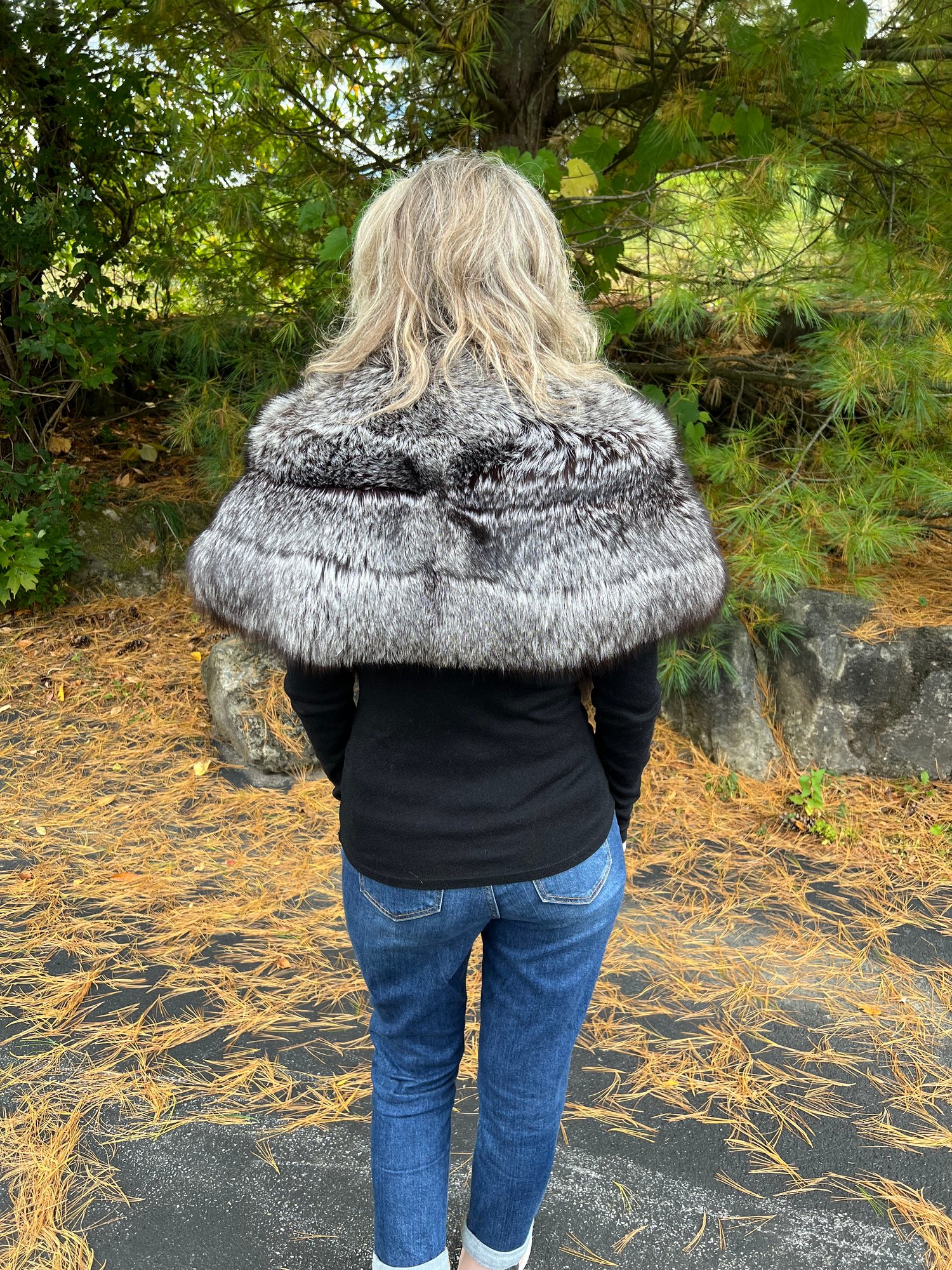 Silver Fox Fur Wrap #1982171 | Auctionninja.com