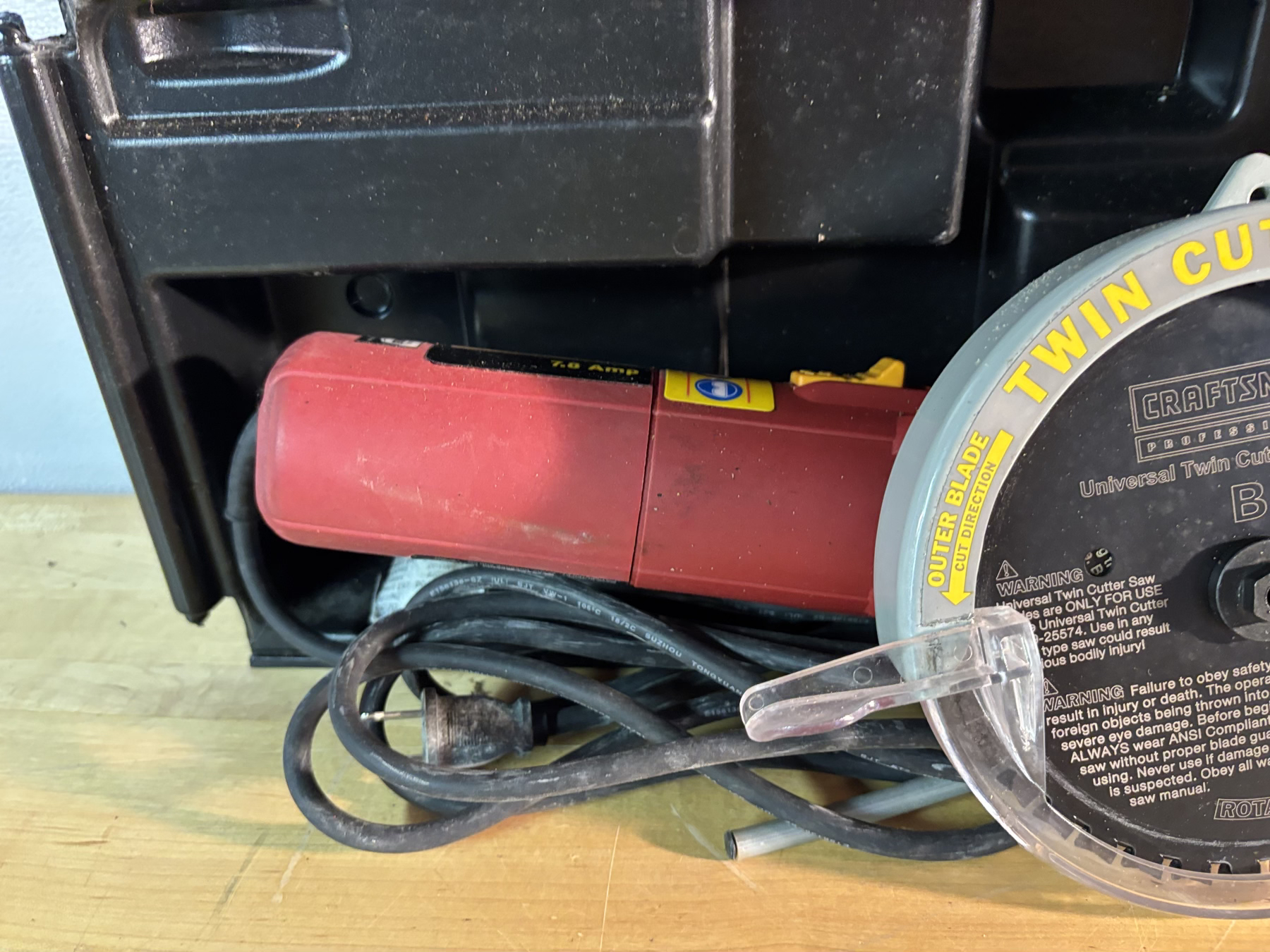 A Twin Cutter Grinder #40873500 | Auctionninja.com