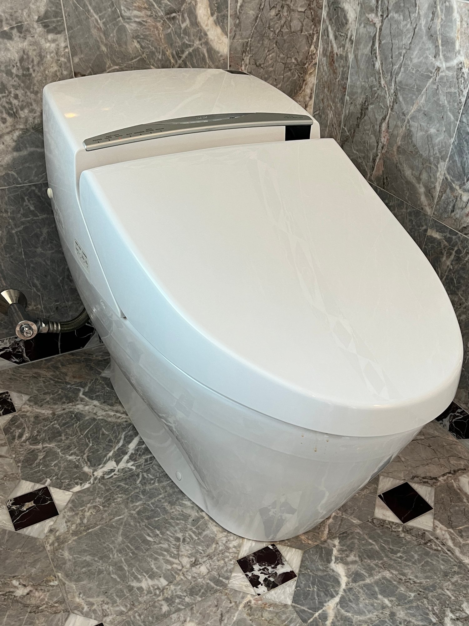 Toto Neorest 600 - One Piece Elongated Washlet - 1 Of 2 #40824791 ...