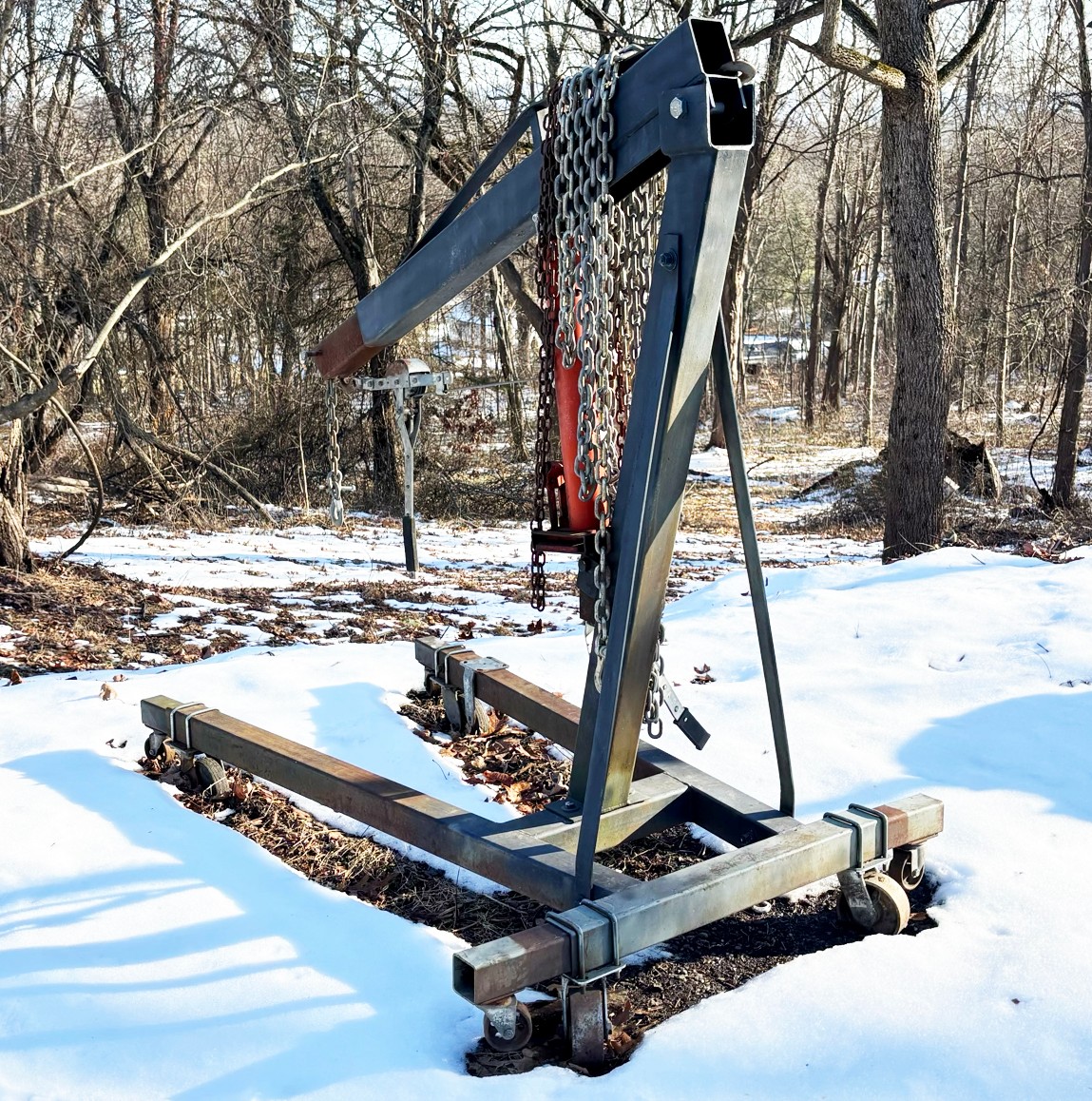 A 3 Ton Hydraulic Jack - Great For Engines! #40872952 | Auctionninja.com