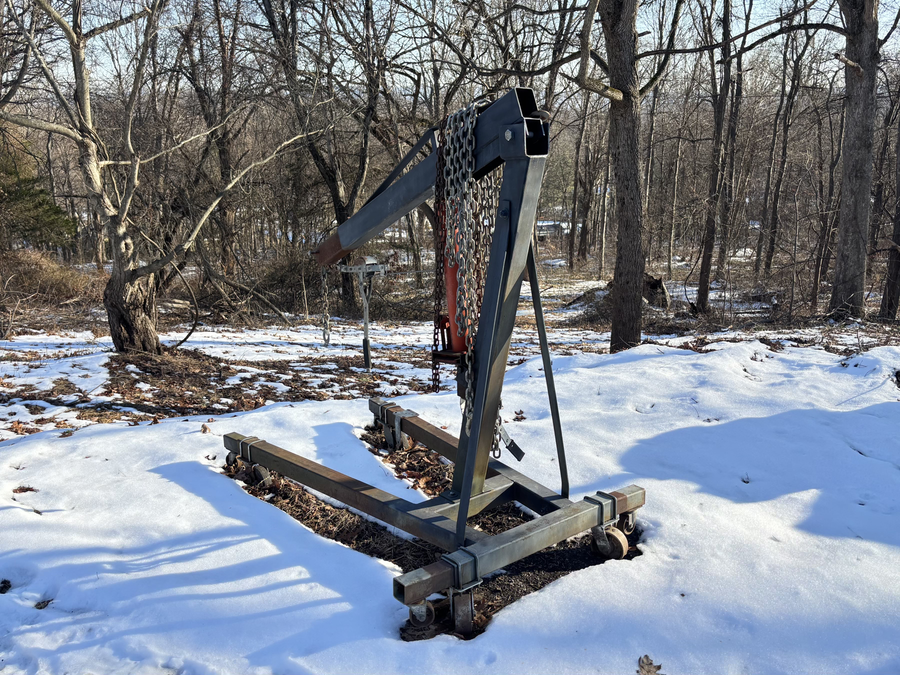 A 3 Ton Hydraulic Jack - Great For Engines! #40872952 | Auctionninja.com