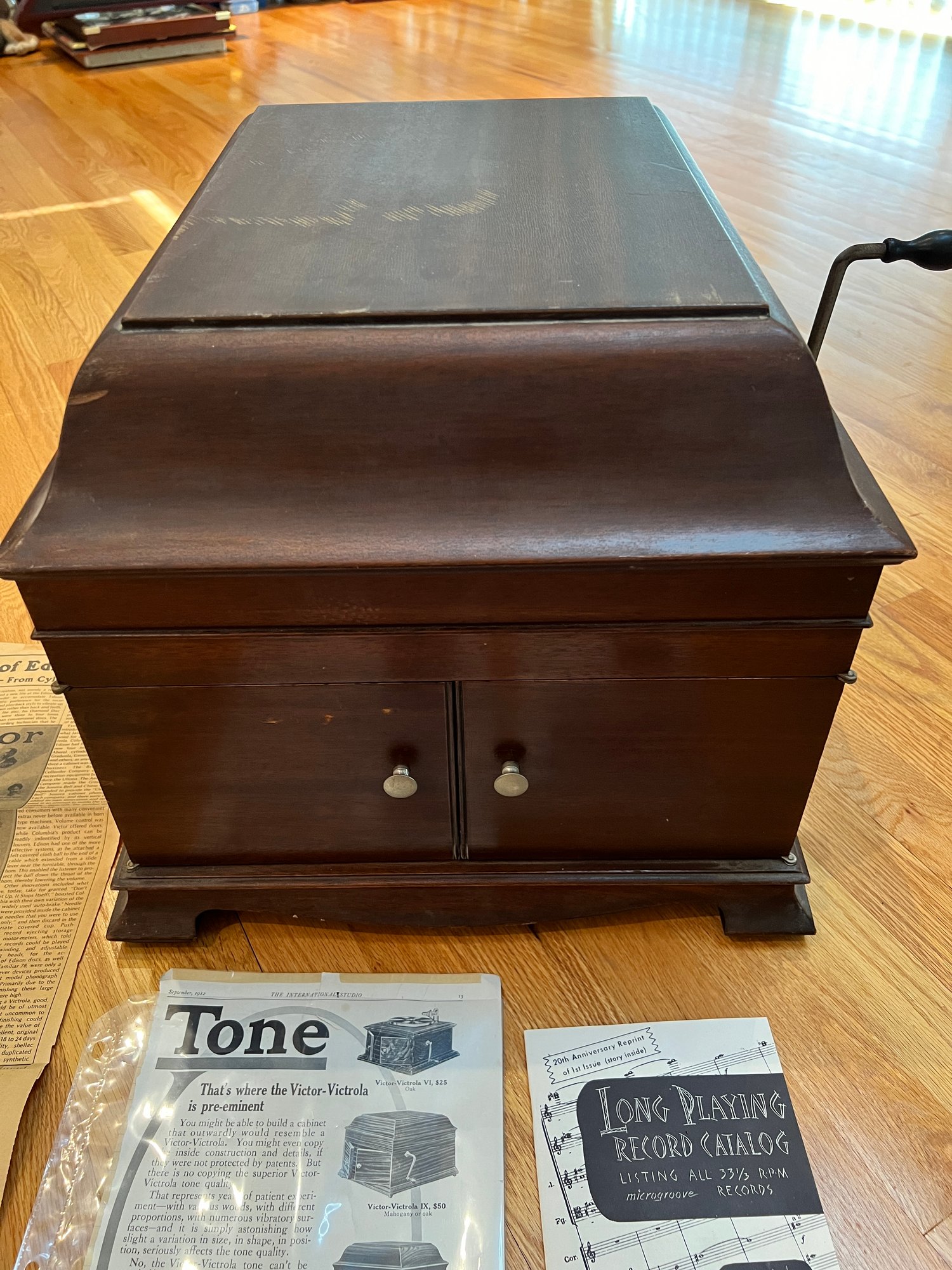 RCA Victor Victrola, Ca. 1906 #1894086 | Auctionninja.com