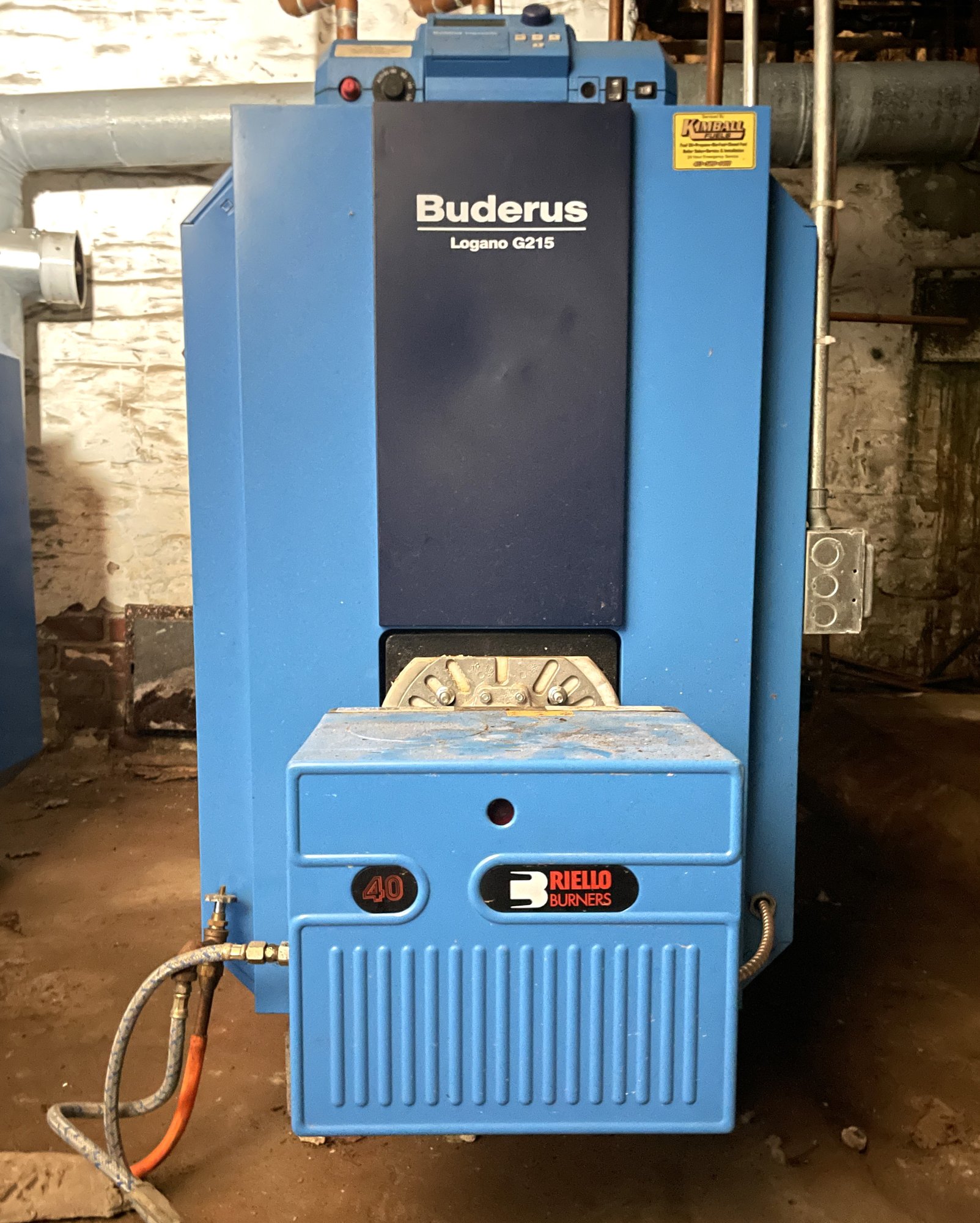 A Buderus Logano G215 Boiler - Includes Riello 40 Burner - Right ...