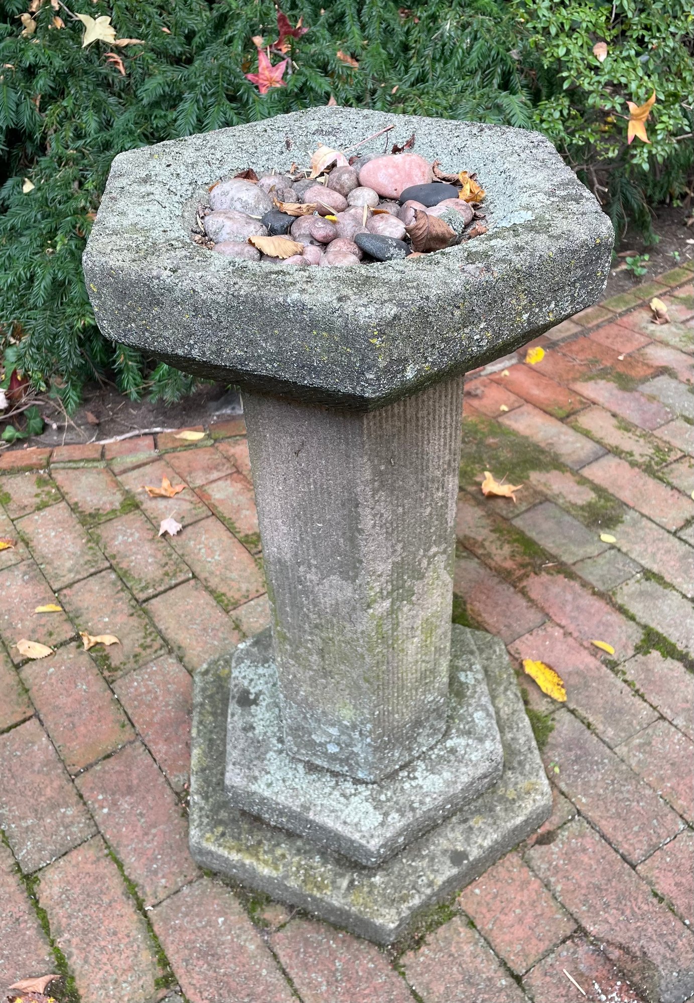 Vintage Hexagonal Concrete Bird Bath On Column #1986267 | Auctionninja.com