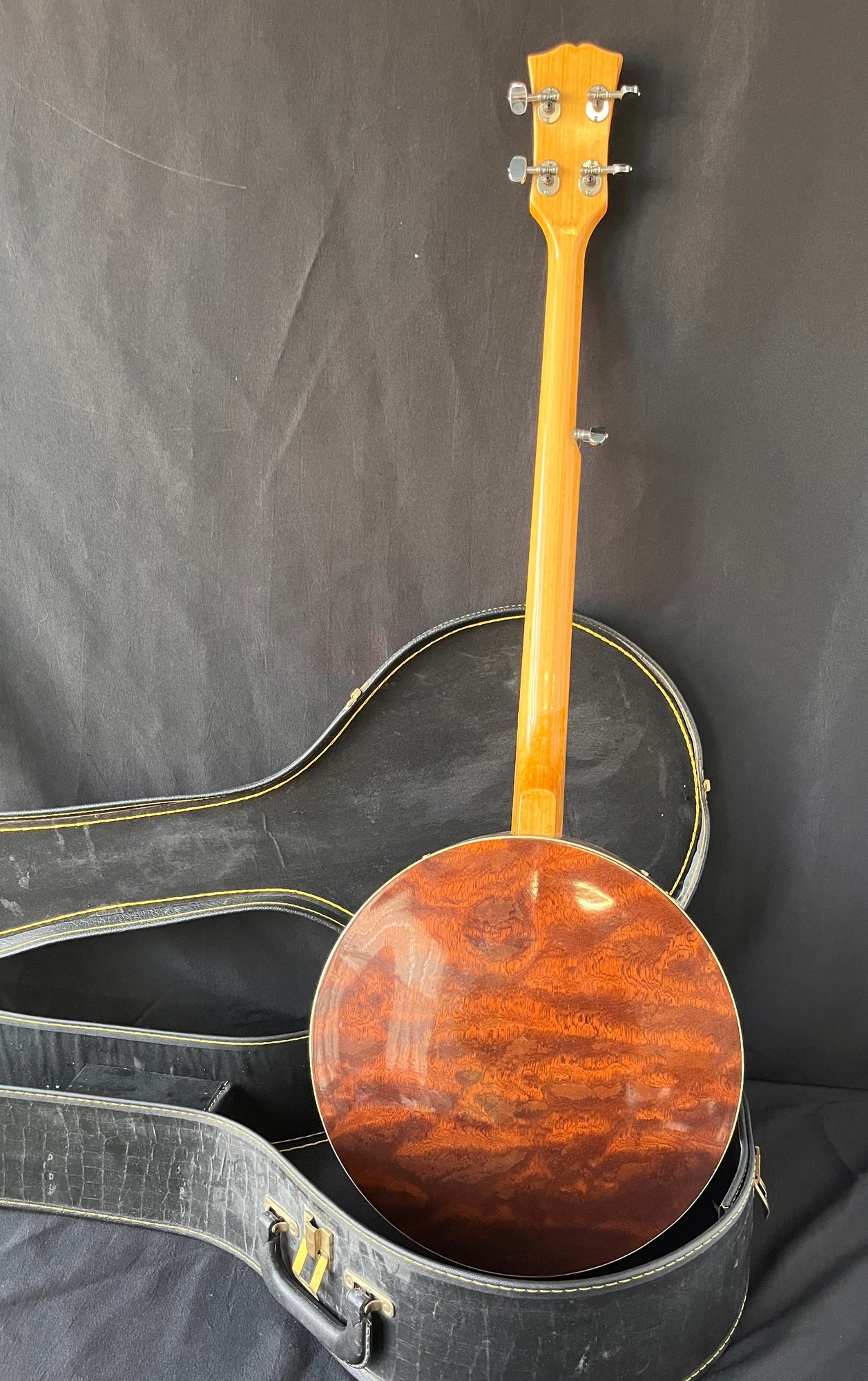 Tempo 5-string Resonator Banjo #2285630 | Auctionninja.com