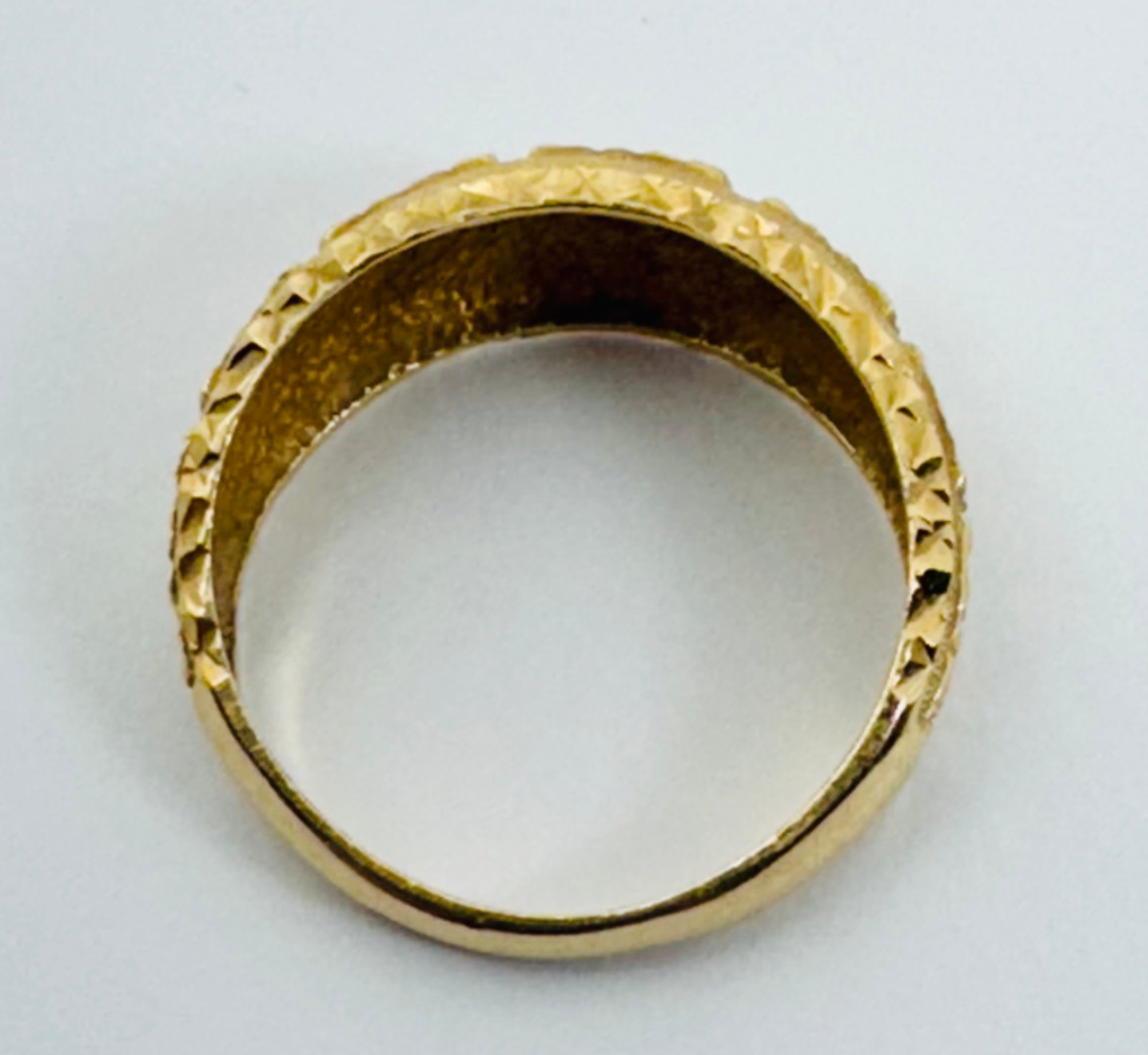 SIGNED 14K GOLD GREEK KEY DOME RING 3.8 GRAMS #2046975 | Auctionninja.com