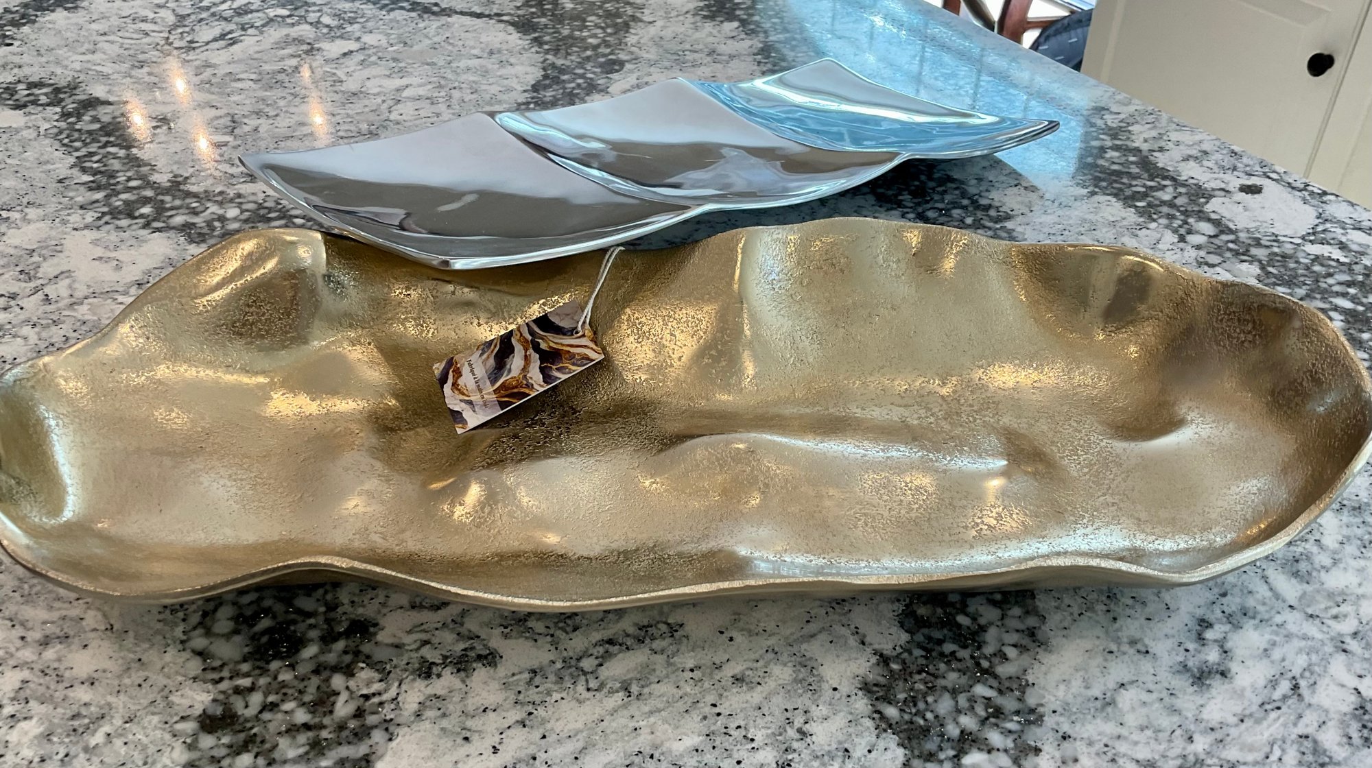 Pair Of Large Decorative Table/countertop Trays #1986555 | Auctionninja.com