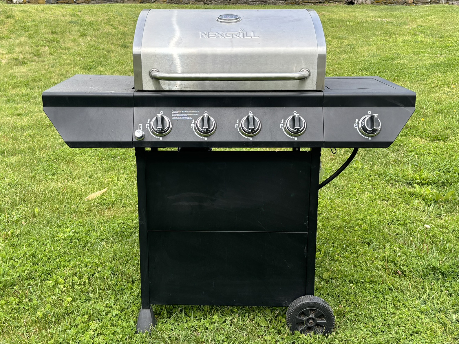 A NexGrill Propane Grill #40793520 | Auctionninja.com