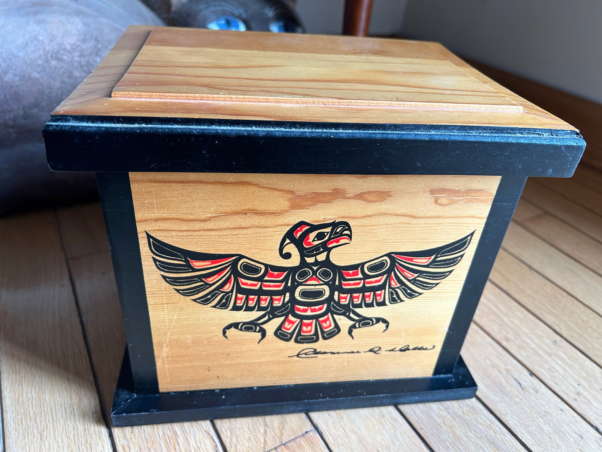 Vintage Pacific Northwest Haida CLARENCE A WELLS Hand Painted Totem Box ...