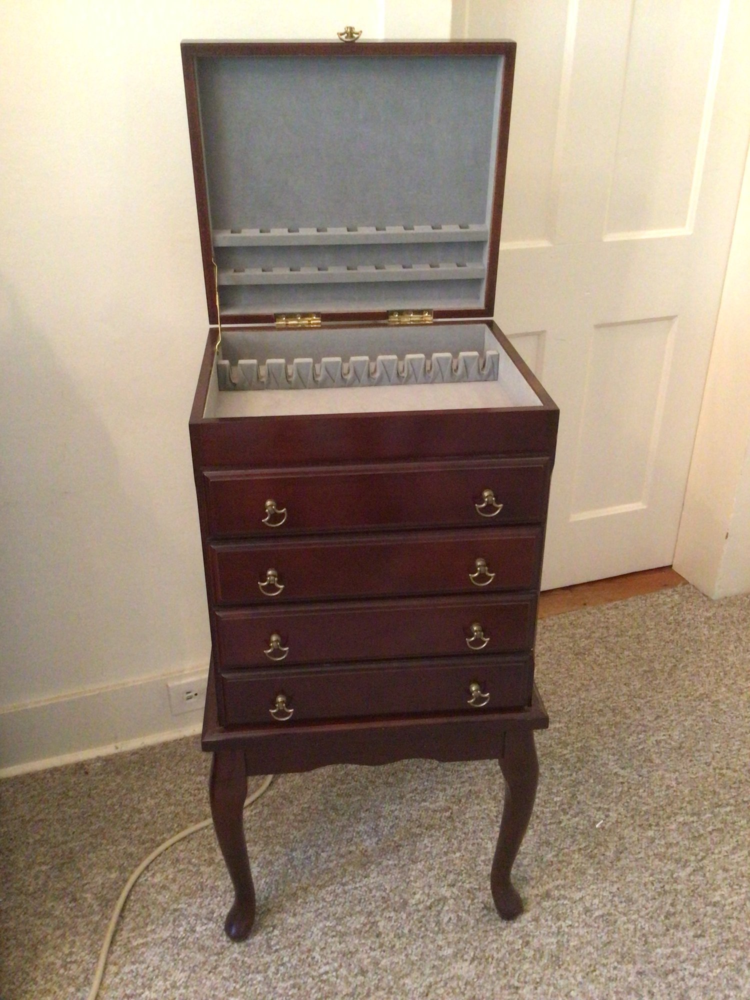 Vintage Formal Silverware Storage Floor Chest #1593228 | Auctionninja.com
