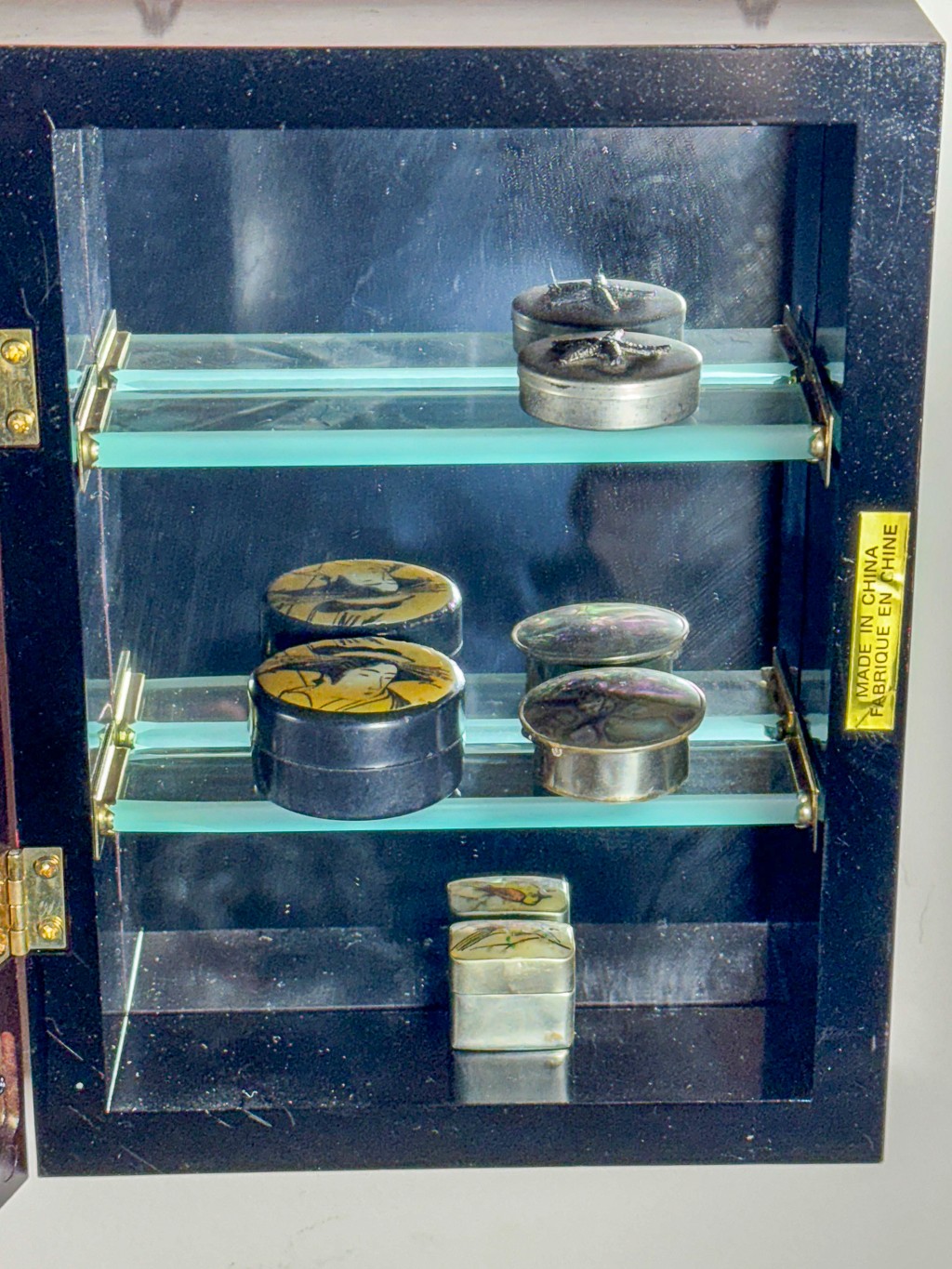 SHADOWBOX W/ MINIATURE BOXES #2195467 | Auctionninja.com