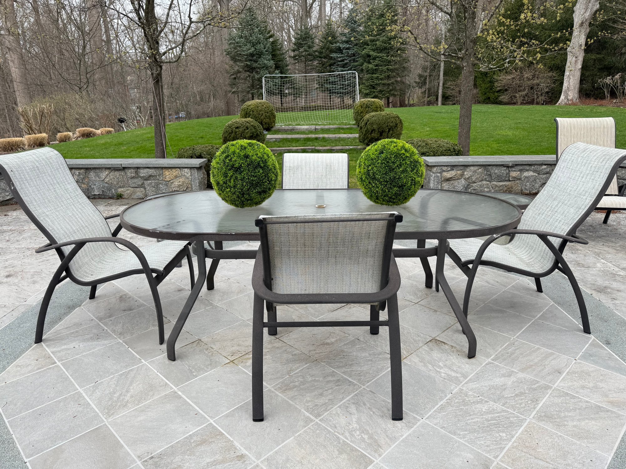 Tropitone Patio Dining Set & Three End Tables #2105047 | Auctionninja.com