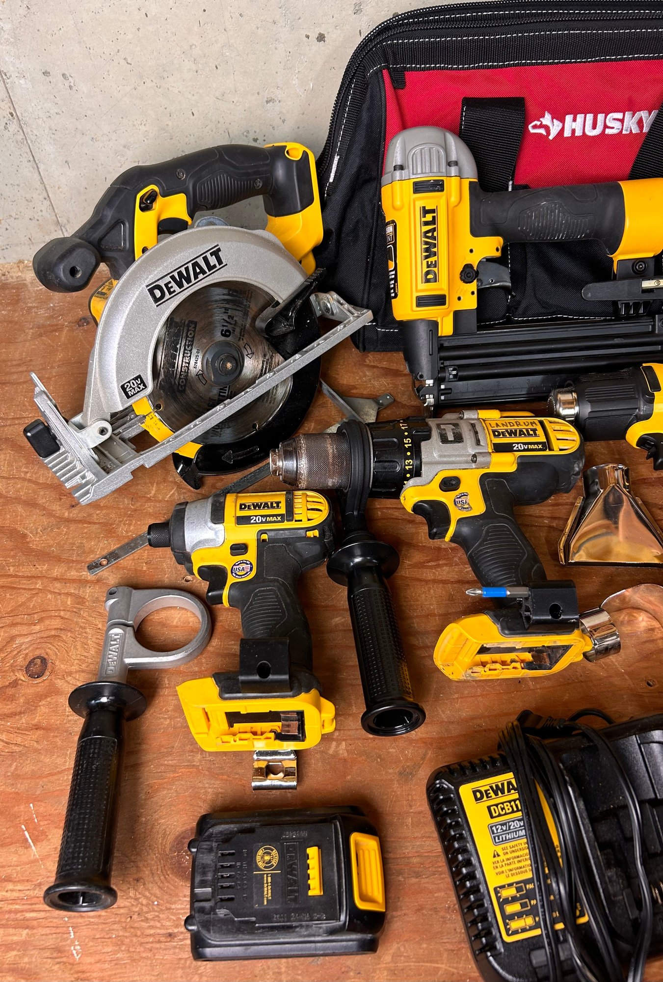 Dewalt 20v Max Tool Bundle With Battery, Charger, Storage Bag And ...
