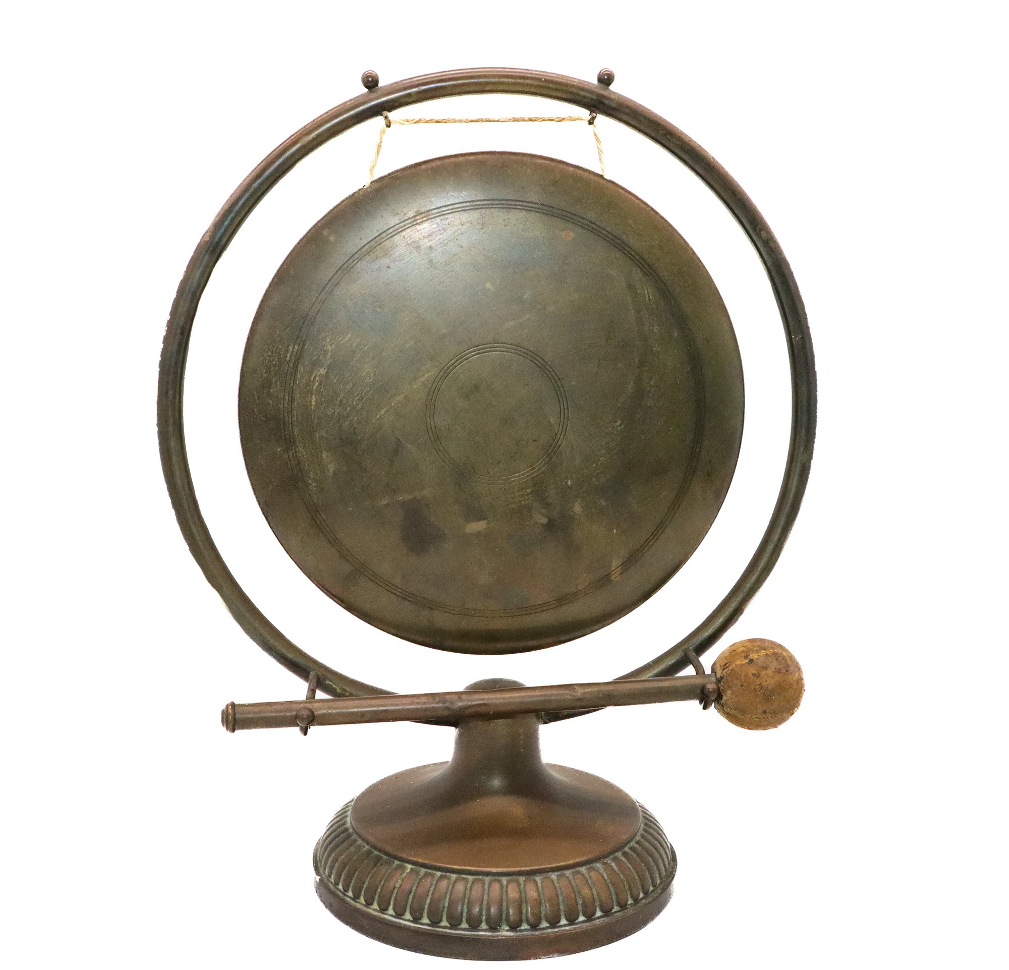 Antique Large Oriental Gong Hanging Dinner Bell #1969422 | Auctionninja.com