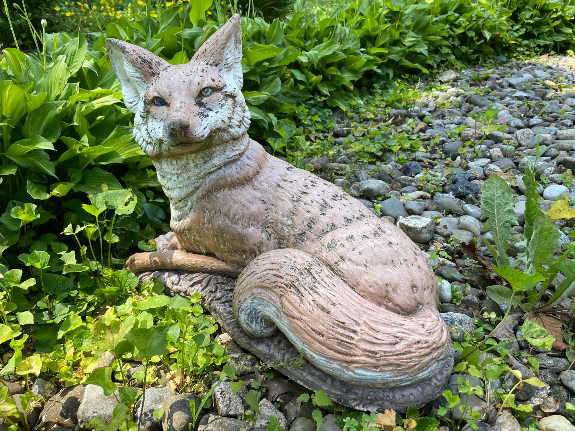 Vintage Cement Fox Garden Statue. #2145536 | Auctionninja.com