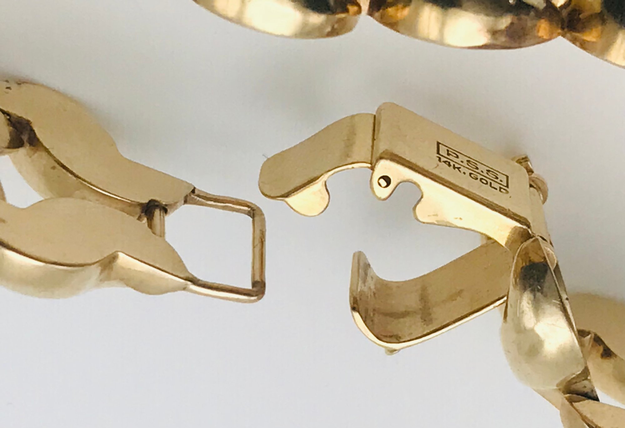 Incredible 14k Gold Chunky Link Style Bracelet #2082806 | Auctionninja.com