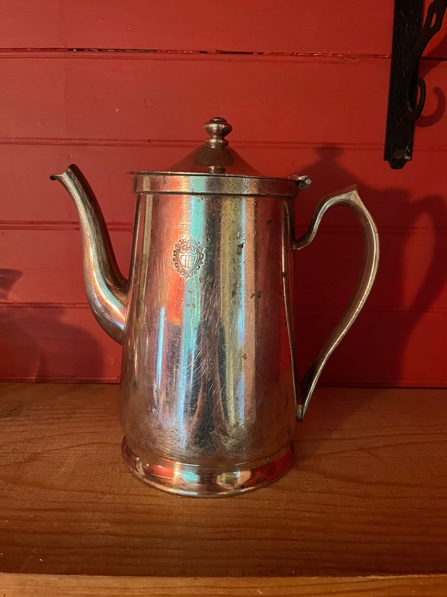 Grand Silver Co. Wearbrite Lided Silver Pitcher #1938742 | Auctionninja.com