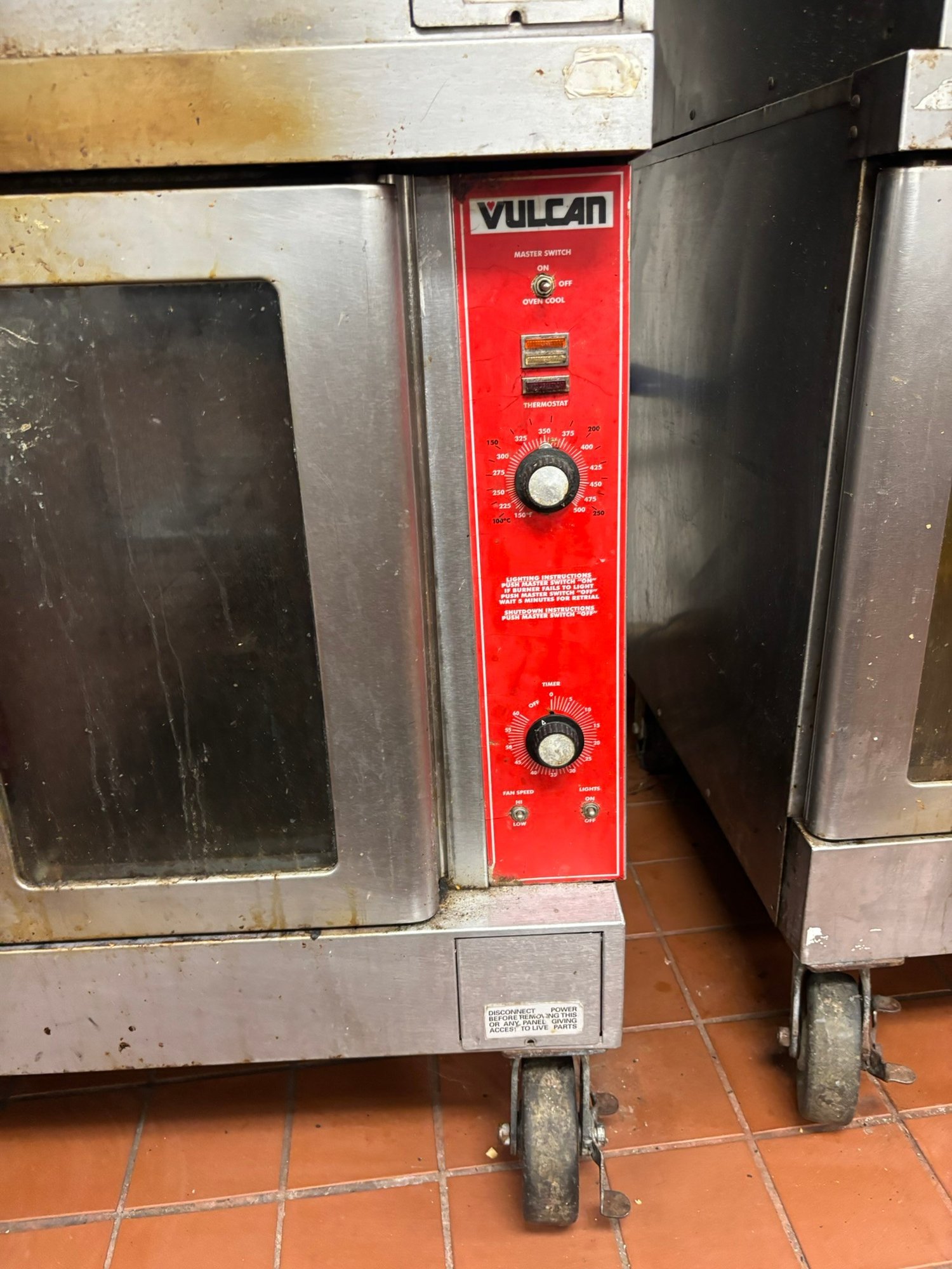 A Pair Of Vulcan Ovens - Left Closest To Wall #40852582 | Auctionninja.com