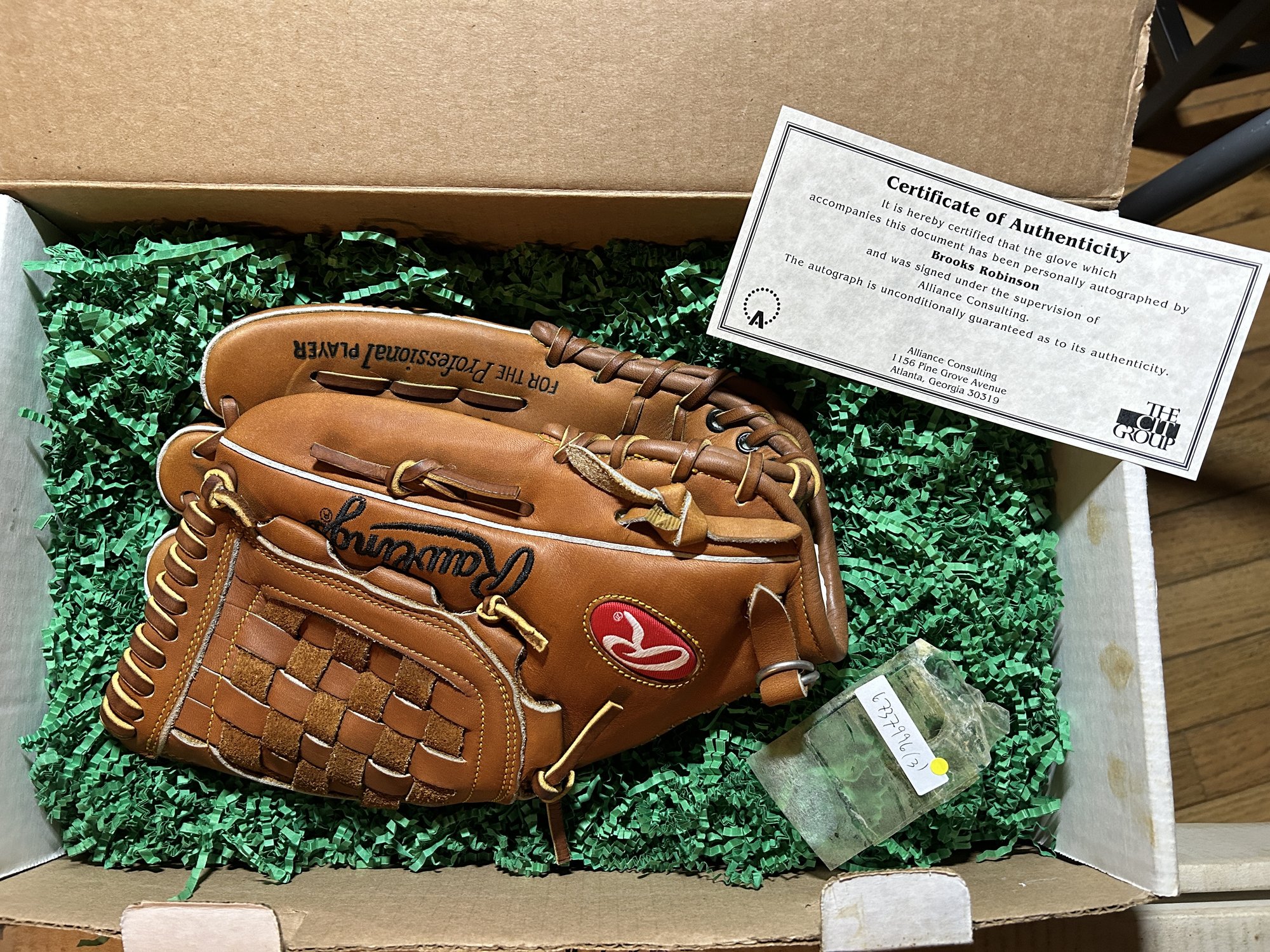 TRIO Of Items Autographed By HALL OF FAMERS- JOHNNY BENCH Bat, WHITEY ...