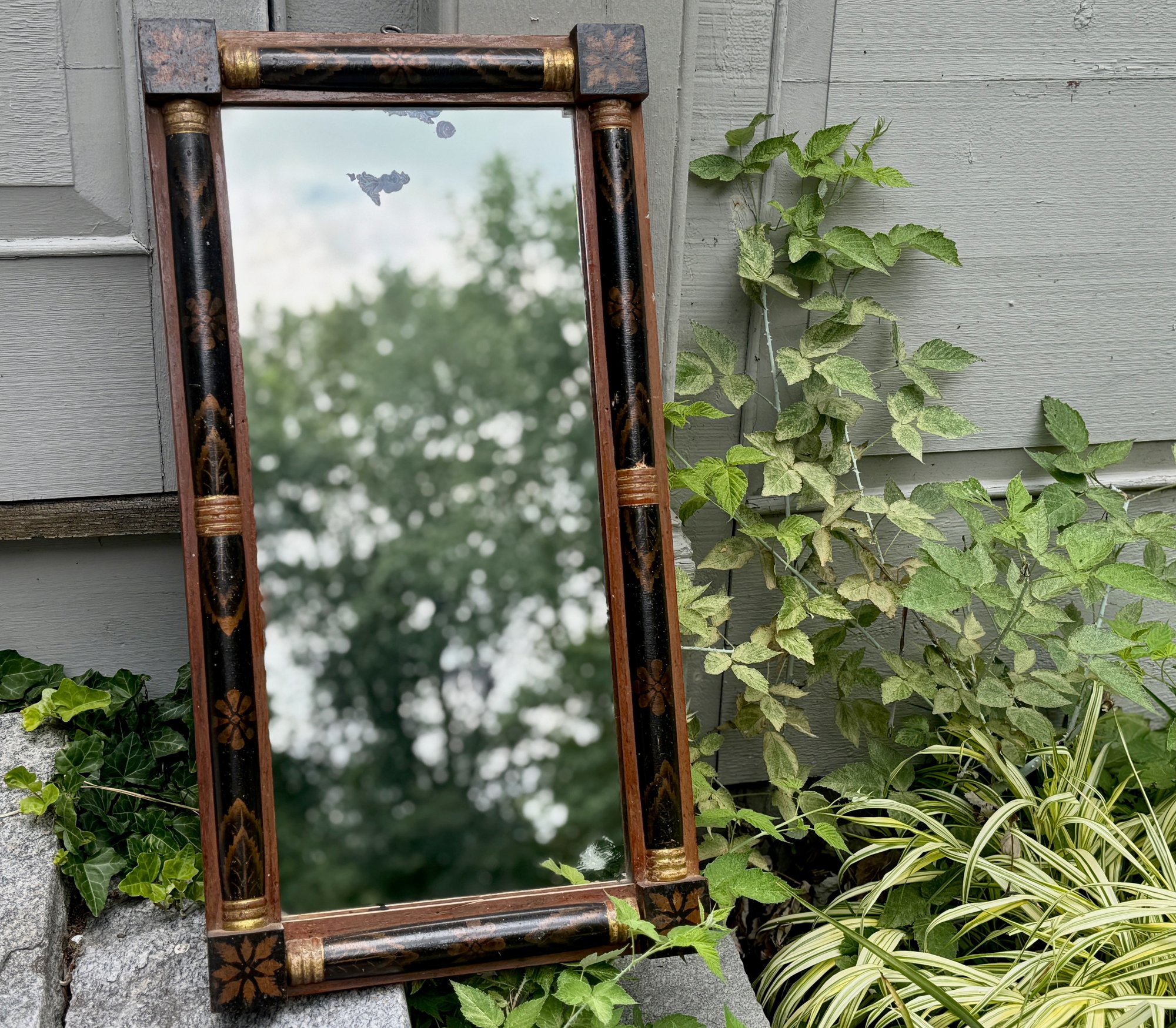Antique Stenciled Wall Mirror #2157745 | Auctionninja.com