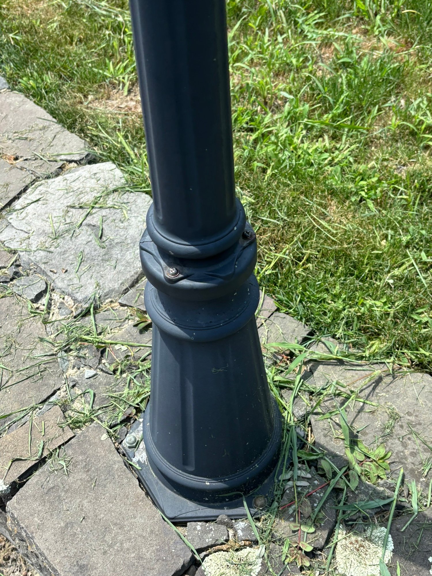 A Set Of 4 Of Retro Black Quad-Head Cast Aluminum Lamp Posts (2 Of 2 ...