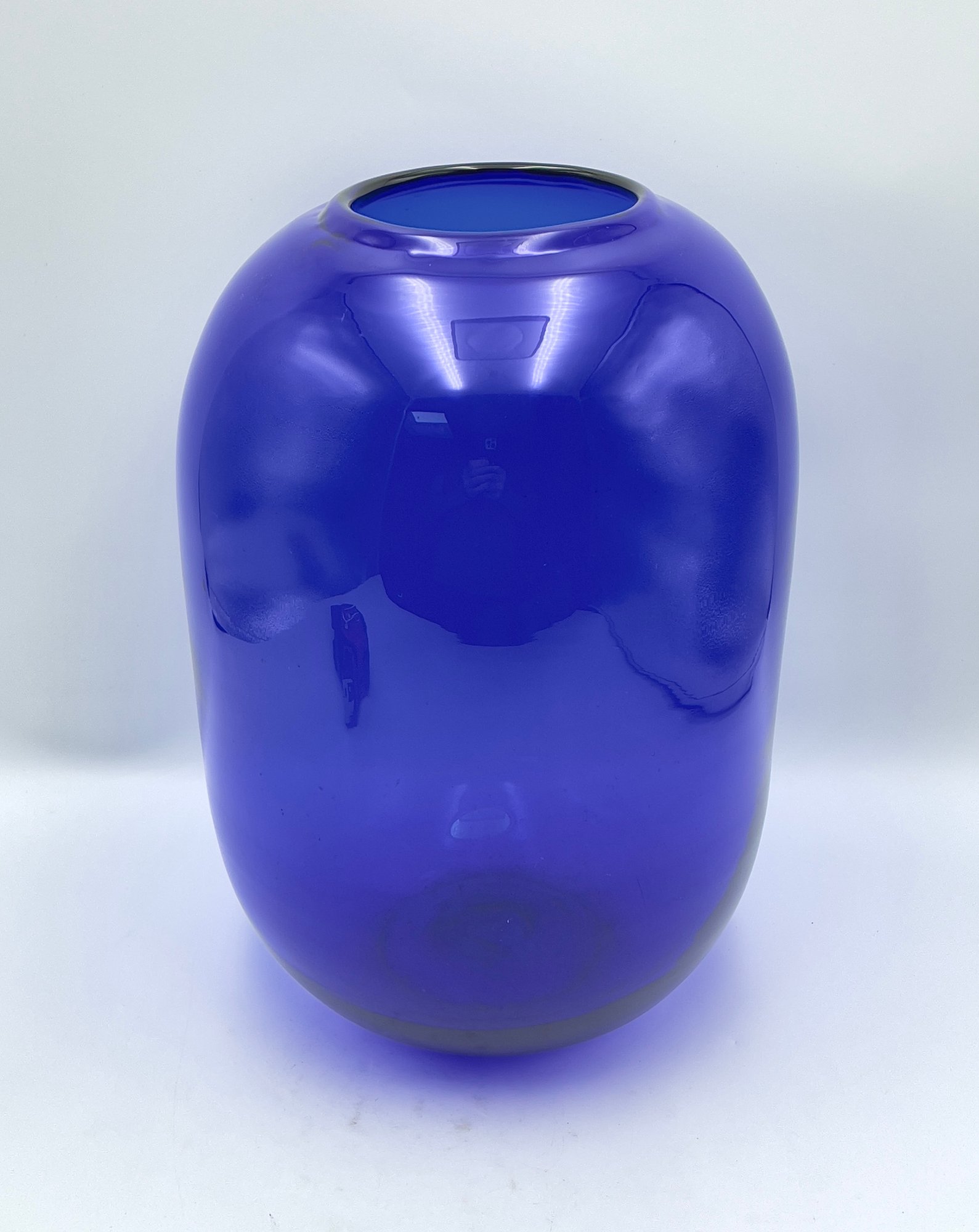 Large Vintage Blenko Cobalt Blue Pill Shaped Vase #1986144 ...