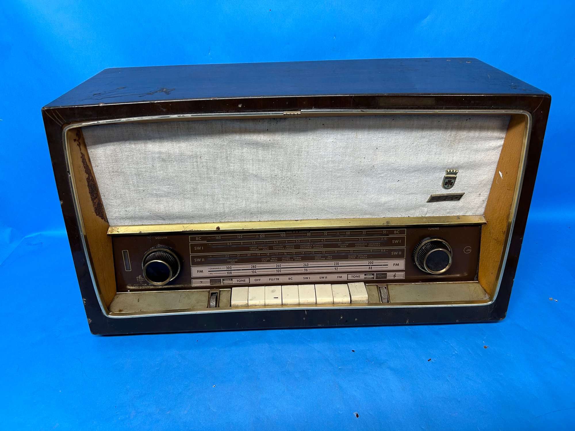 Vintage German Grundig #2260 Multi Band Radio WW-2 #2029345 ...