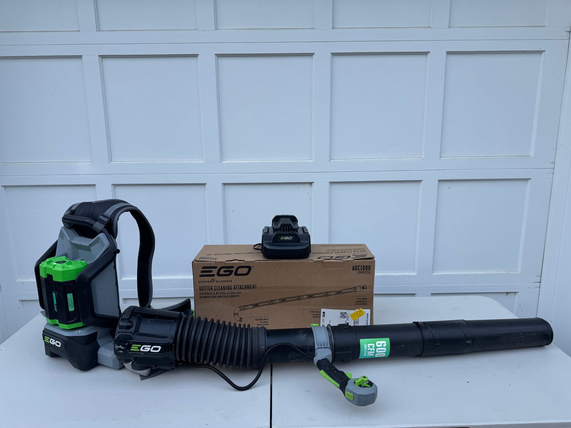 EGO POWER 56-volt 600-CFM 145-MPH Battery Backpack Leaf Blower ...